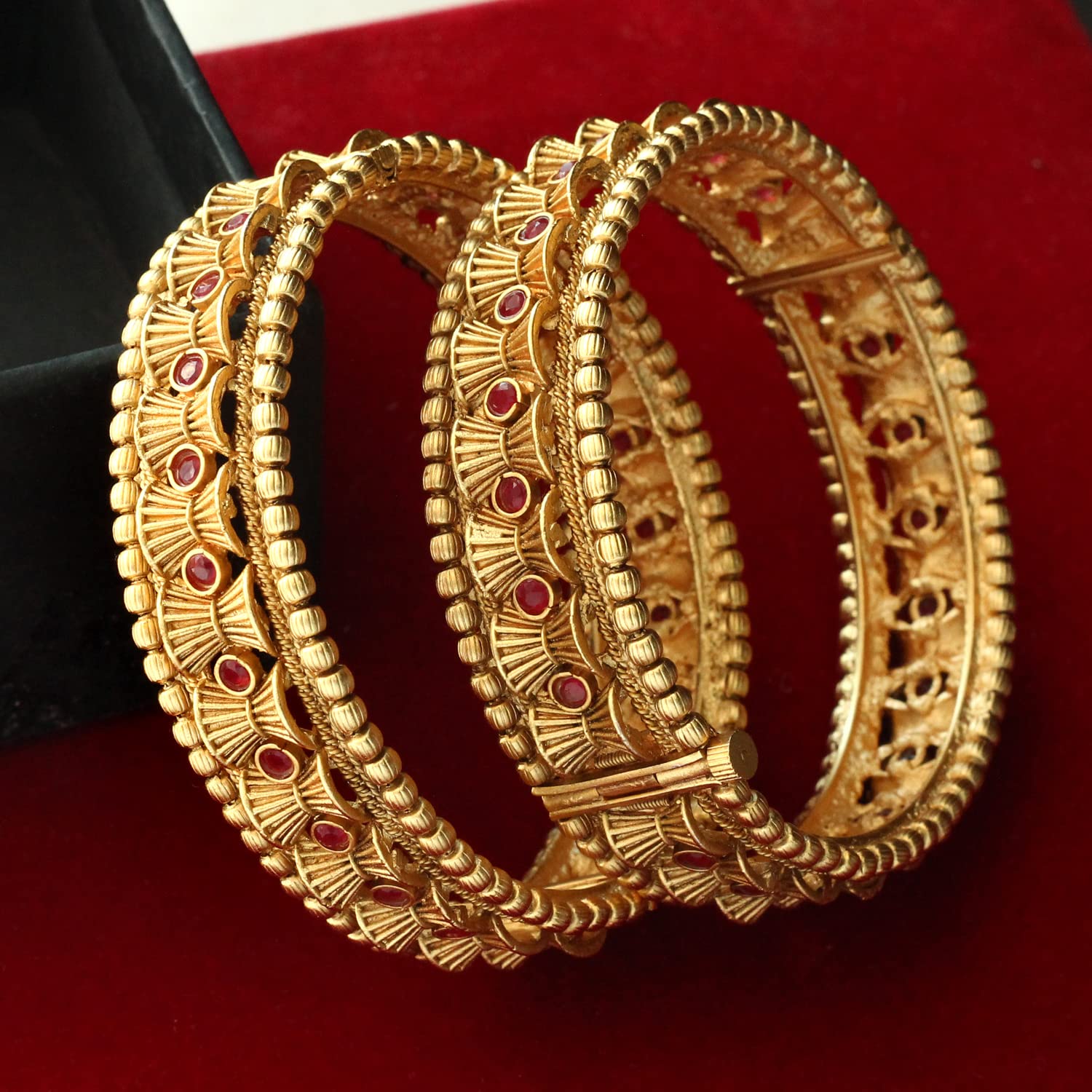SANARA Indian Traditional 2 Pcs Polki Ruby Bangle Bracelets Set Wedding & Partywear Designer Matching Costume Jewelry (Red, 2.6)