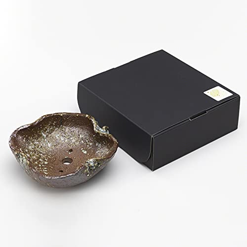 Wazakura Shigaraki Series Handmade Leaf Shaped Ceramic Bonsai Pot with Drainage Hole, 5.9 in (150 mm) Made in Japan, Garden Training Container, Flower Planter, Succulent Bowl - Red Brown