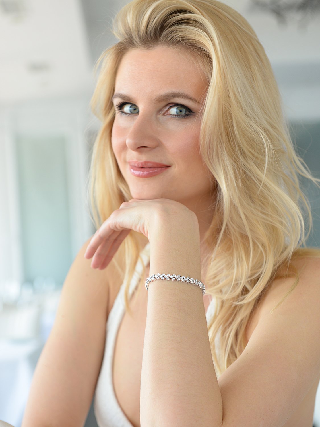Mariell 6" Cubic Zirconia Wedding, Bridal or Prom CZ Tennis Bracelet, Petite Size for Smaller Wrist.