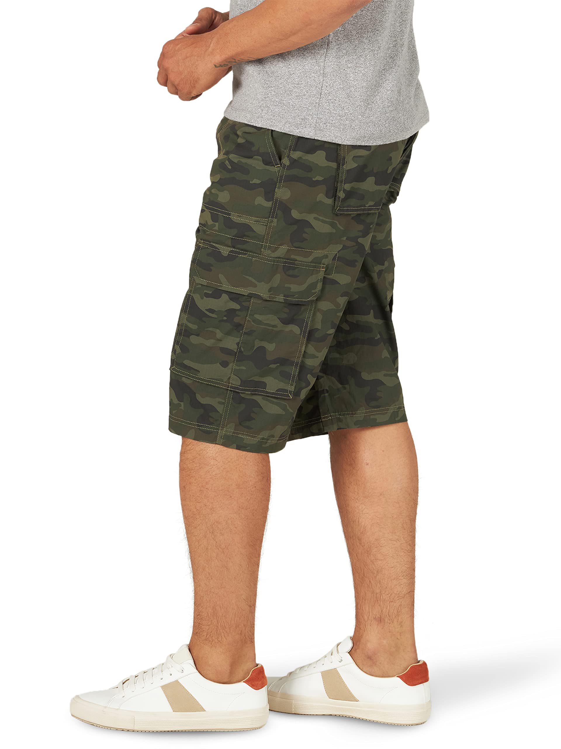 Lee Men's Extreme Motion Cameron Cargo Short, Green Camo, 40