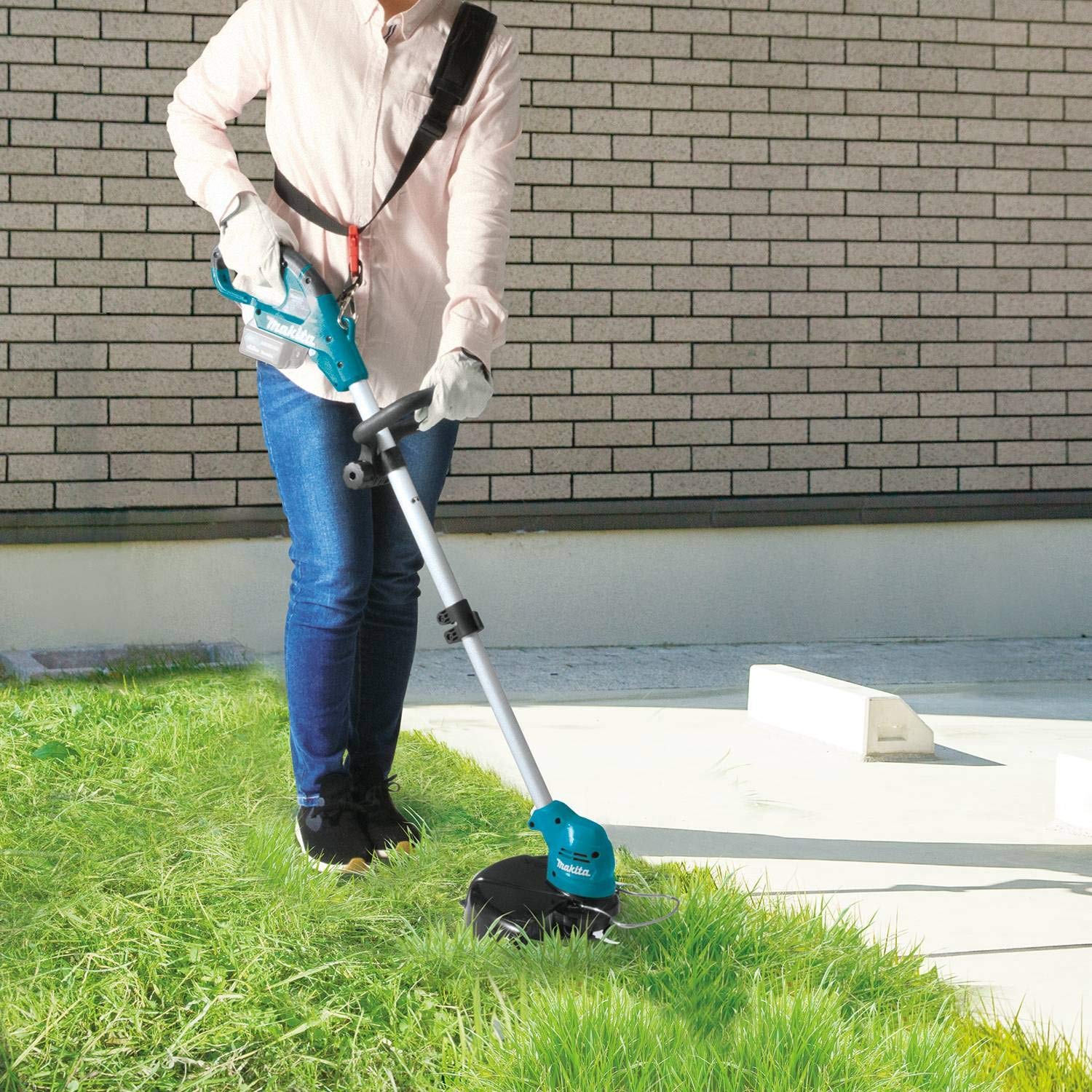 Makita RU03ZX 12V max CXT Lithium-Ion Cordless Trimmer w/Plastic Blade, Tool Only