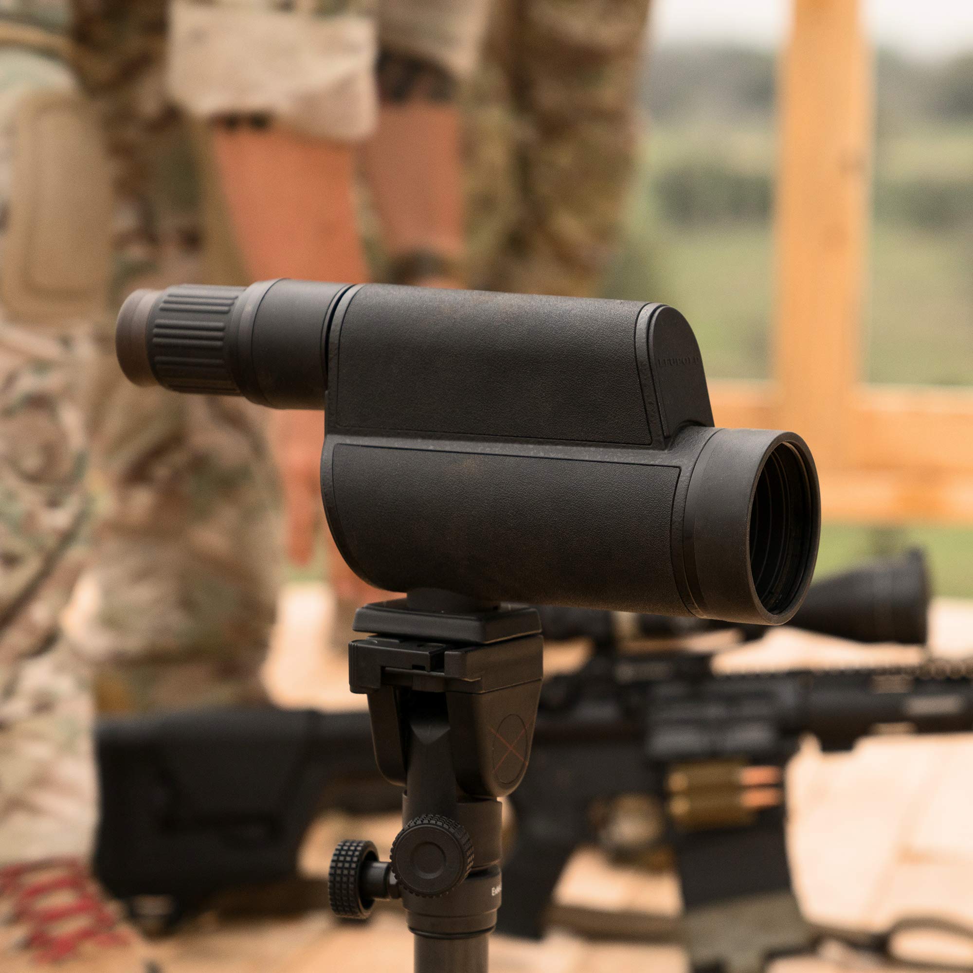 Leupold Mark 4 12-40x60mm Spotting Scope, Milling Reticle