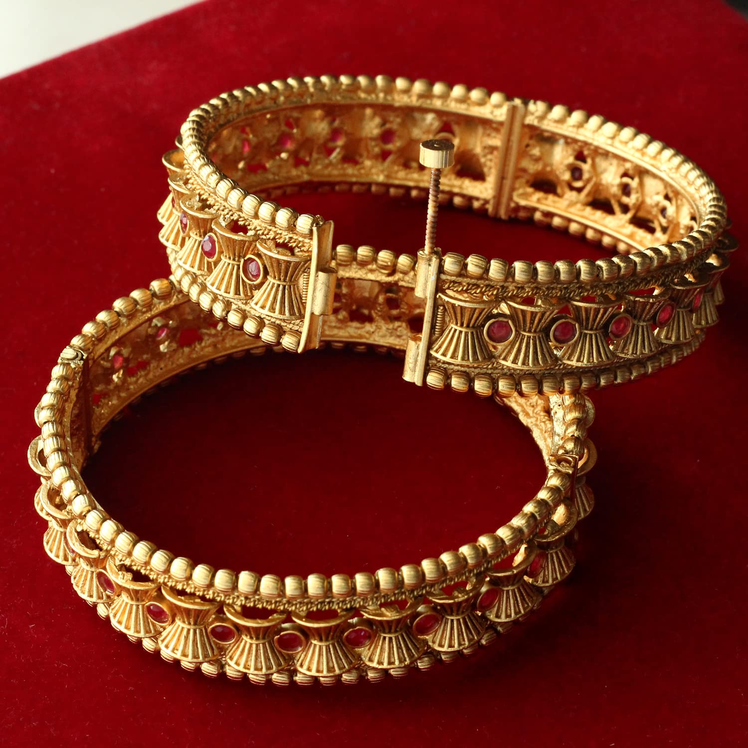 SANARA Indian Traditional 2 Pcs Polki Ruby Bangle Bracelets Set Wedding & Partywear Designer Matching Costume Jewelry (Red, 2.6)
