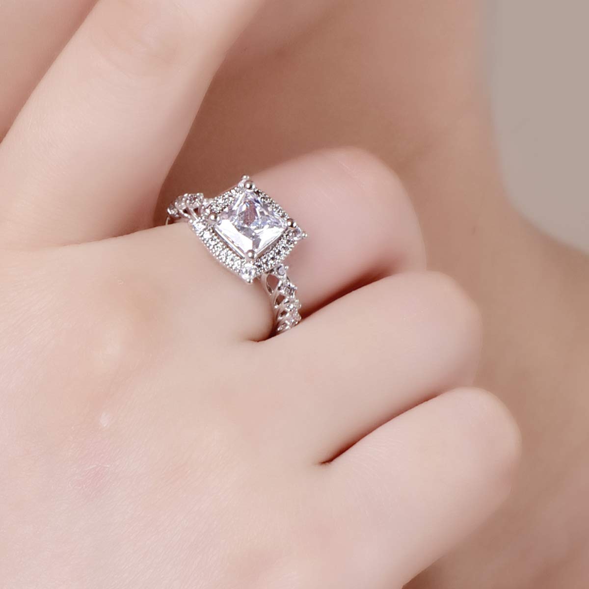 Momius 925 Sterling Silver Cubic Zircon Princess Cut Wedding Band Engagement Ring for Women Size 7
