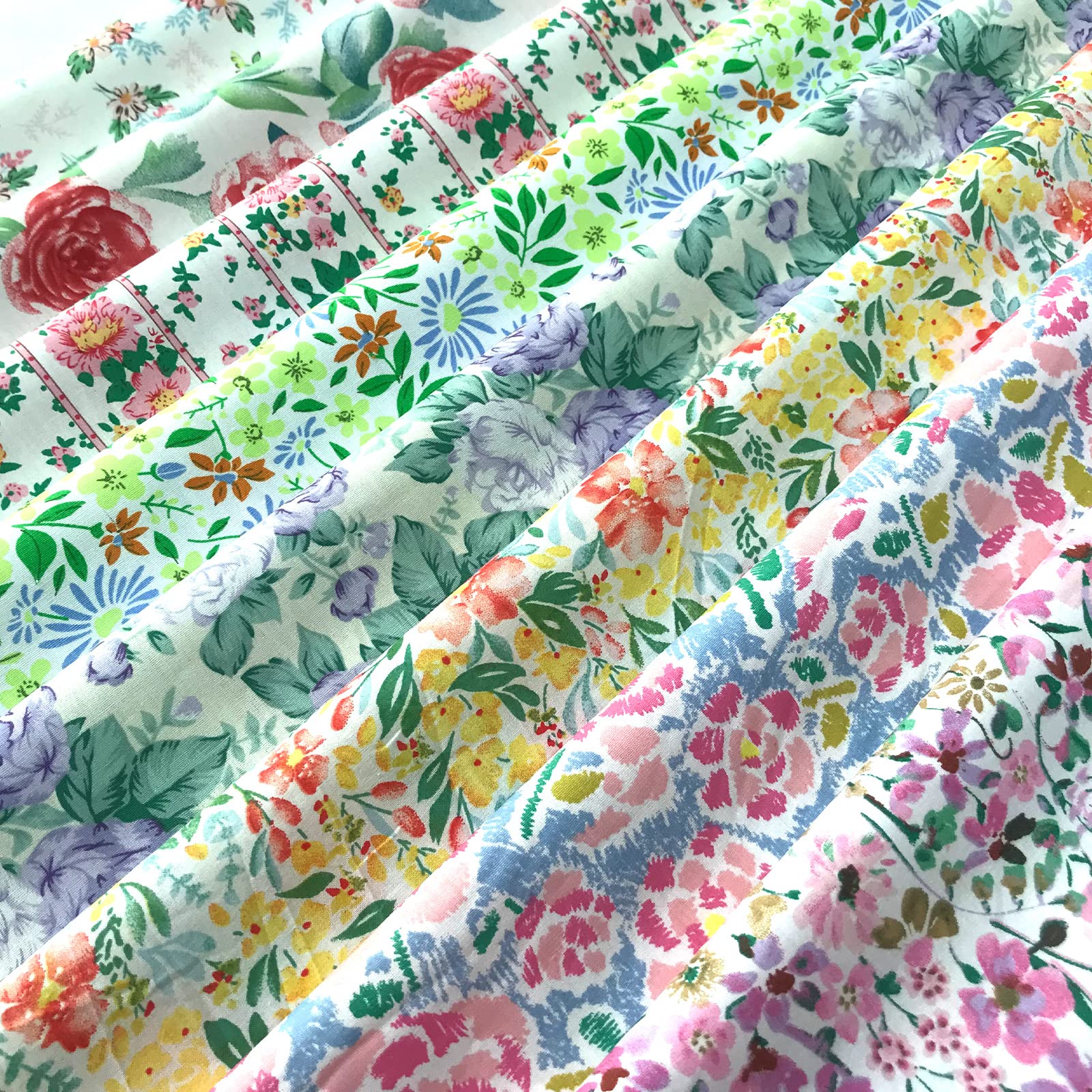 levylisa 8 Pieces Cotton Fabric 18"x22" Floral Craft Fabric for Sewing, Bundle Squares Fabric, Fat Quarters Fabric Bundles, DIY Patchwork, Pre-Cut Quilting Fabric