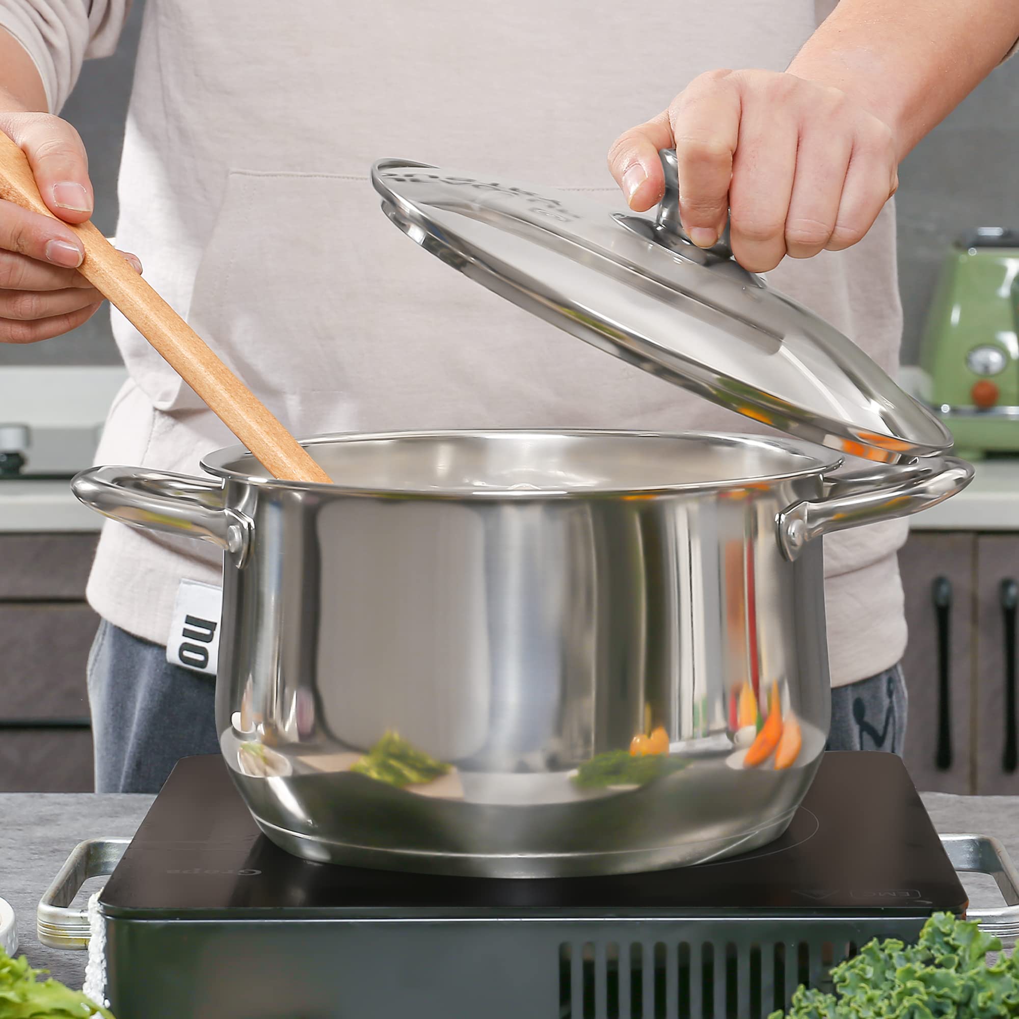 Stock Pots,5 QT Stainless Steel Saucepot with Glass Lid Silver Anti-scalding Handle Stockpot By DERUI CREATION (5QT(9.45โx6.10โ), Silver)