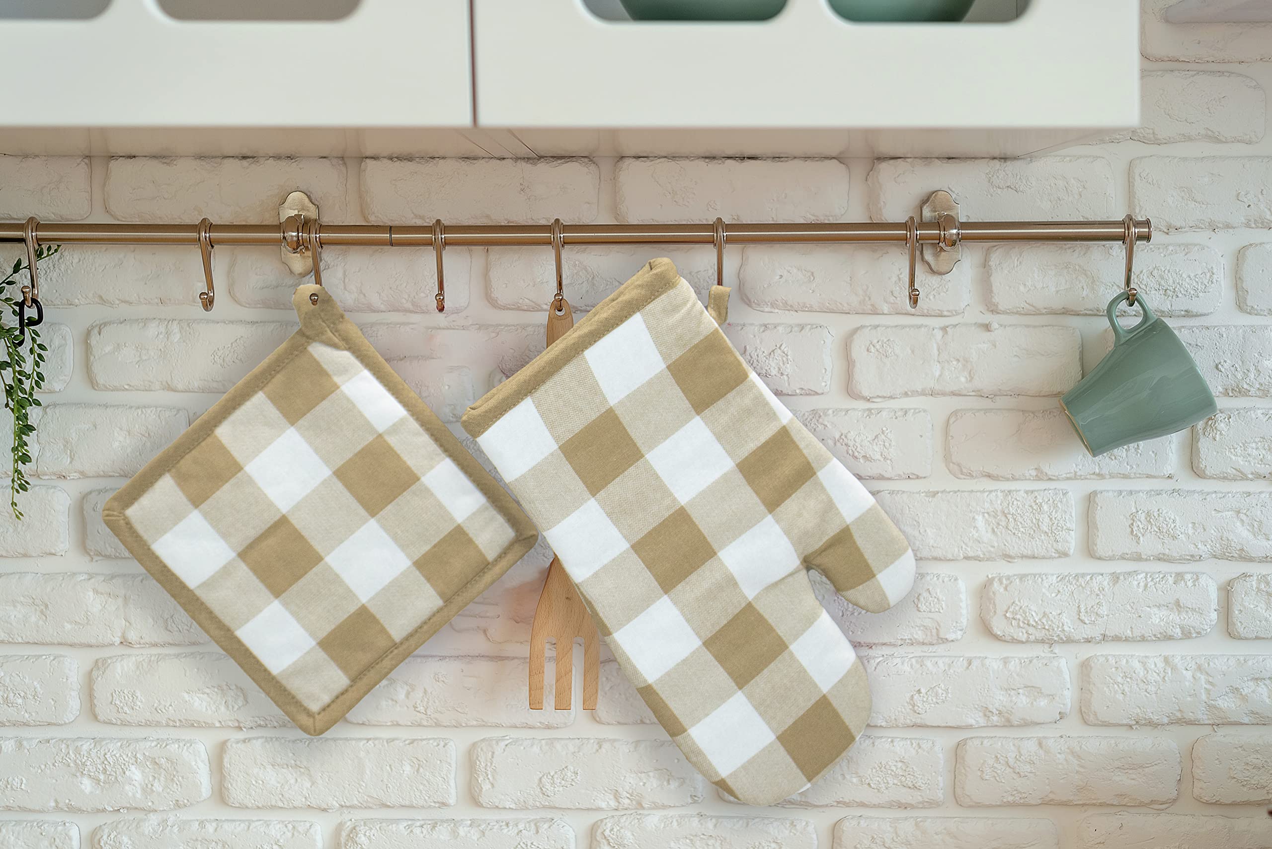 PurpleEssences Buffalo Check Kitchen Collection Pot Holders and Oven Mitts Sets with Hanging Loop - Heat Resistant Non-Slip Washable – Ideal Hot Pads for Cooking Baking BBQ - 4-Piece Set Beige/White