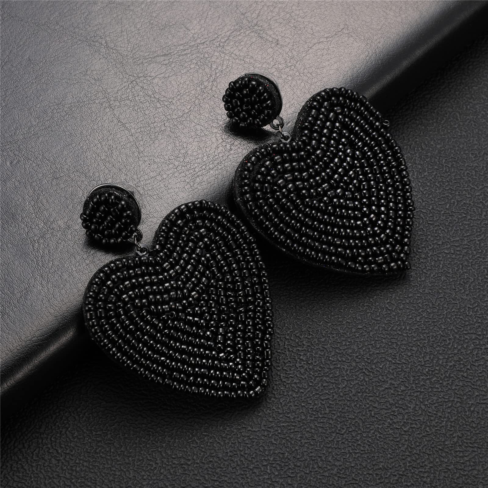 Statement Beaded Heart Earring Y2K Style Hand-craft Monochrome Seed Beads Bold Heart Pendant Earring (BLACK EARRING)