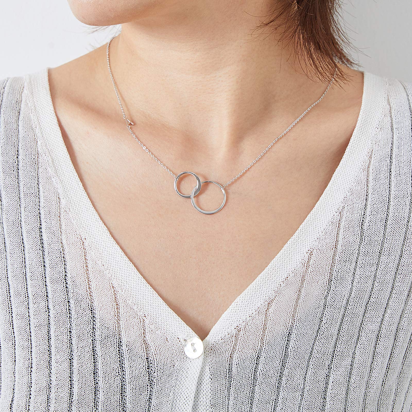 Mother And Son Necklace Initial Two Interlocking Infinity Double Circles Letter J Alphabet Necklace for Women