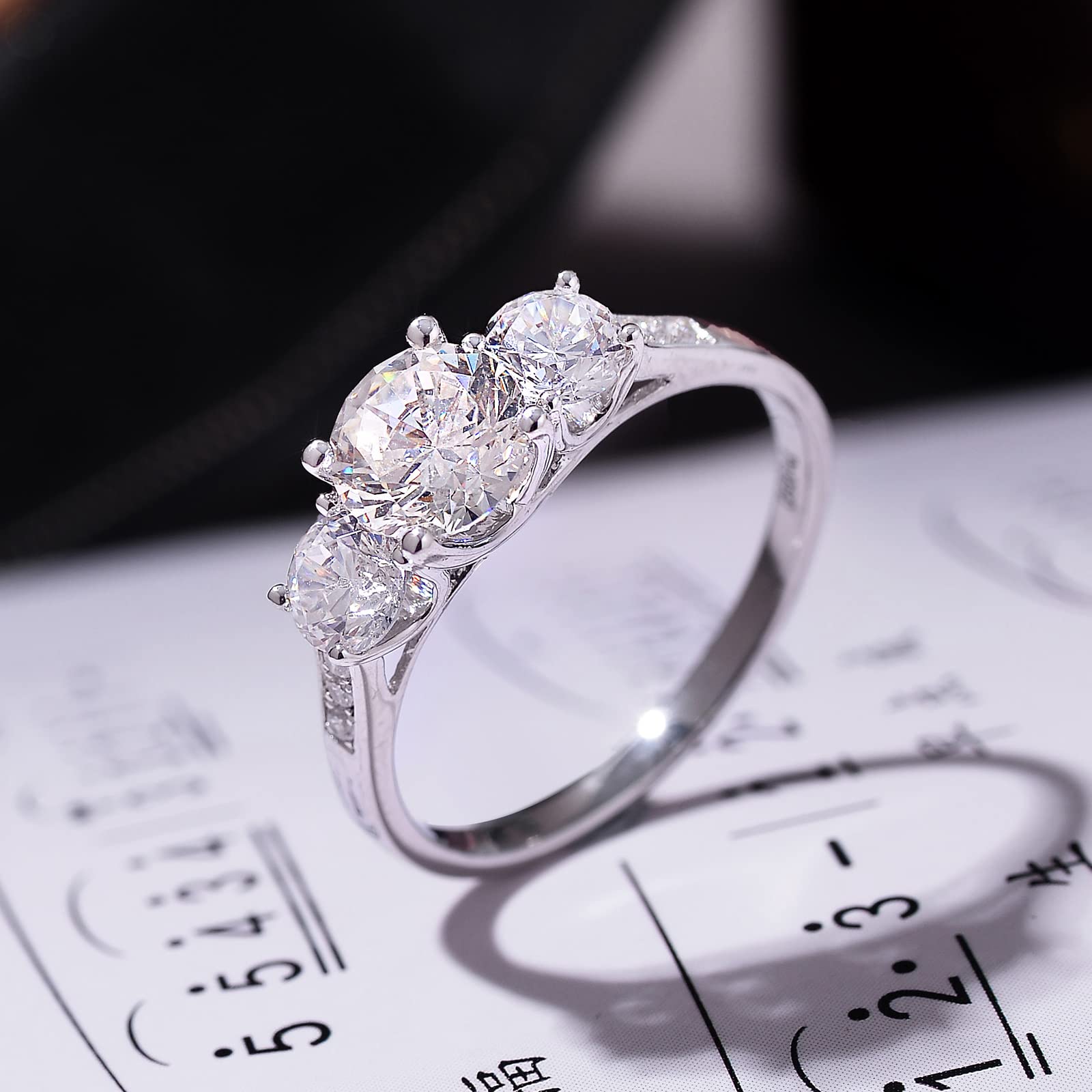 SEIARA Women's Zirconia Engagement Ring Promise Ring, Classic Comfort, Handmade Design Diamond Engagement Ring Ring 925 Sterling Silver(AJ004-8)