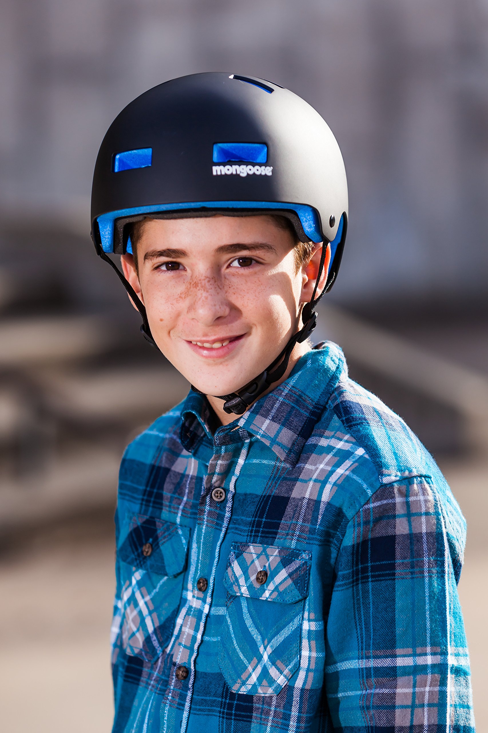 Mongoose Youth Street Bike Hardshell Helmet, Black/Blue