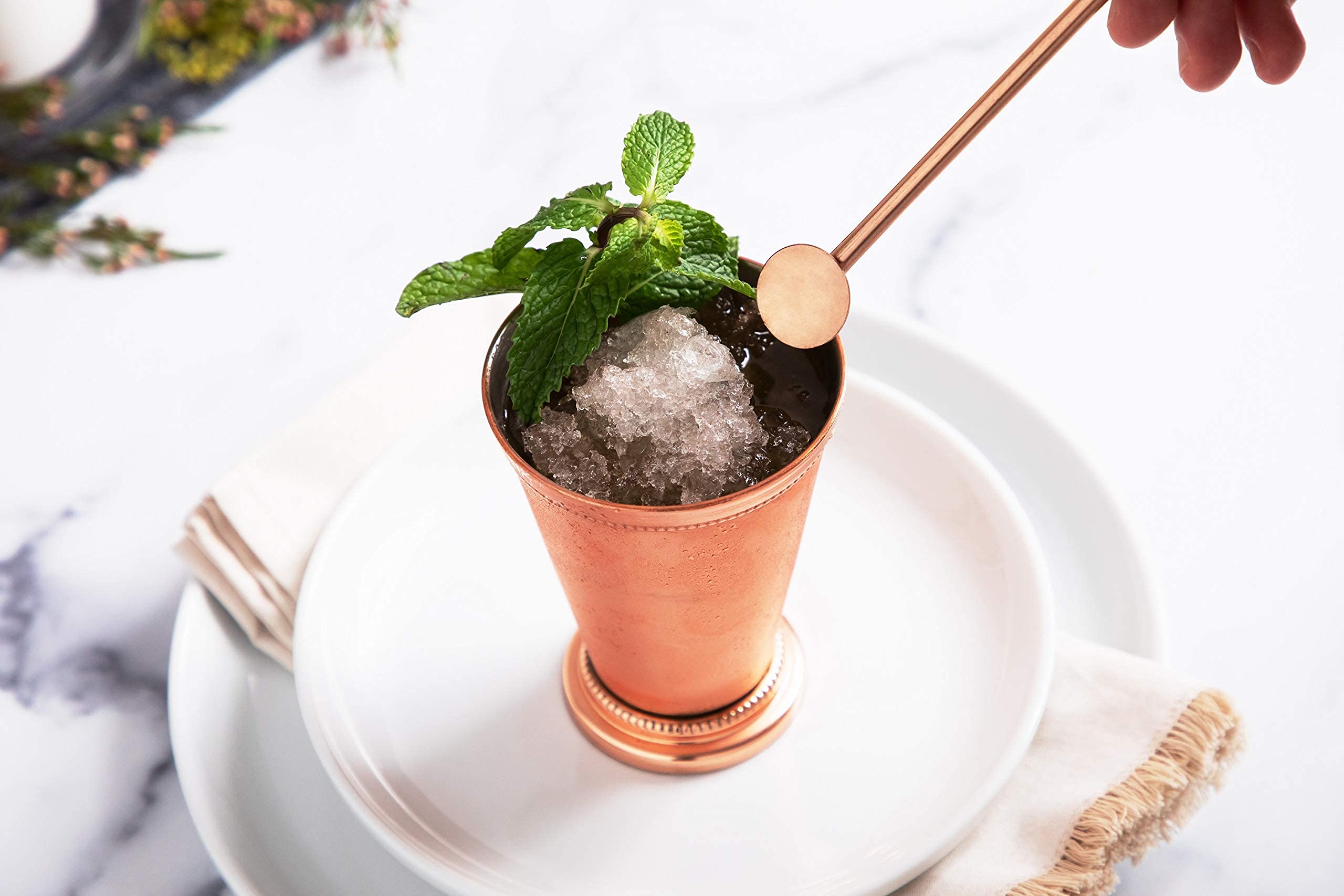 Sol Living Mint Julep Cups Gift Set of 4, 12 oz. Stainless Steel Silver Cups with 4 Drinking Straws Kentucky Derby Cups Premium Handcrafted Barware Set for Cocktails Mixed Drinks