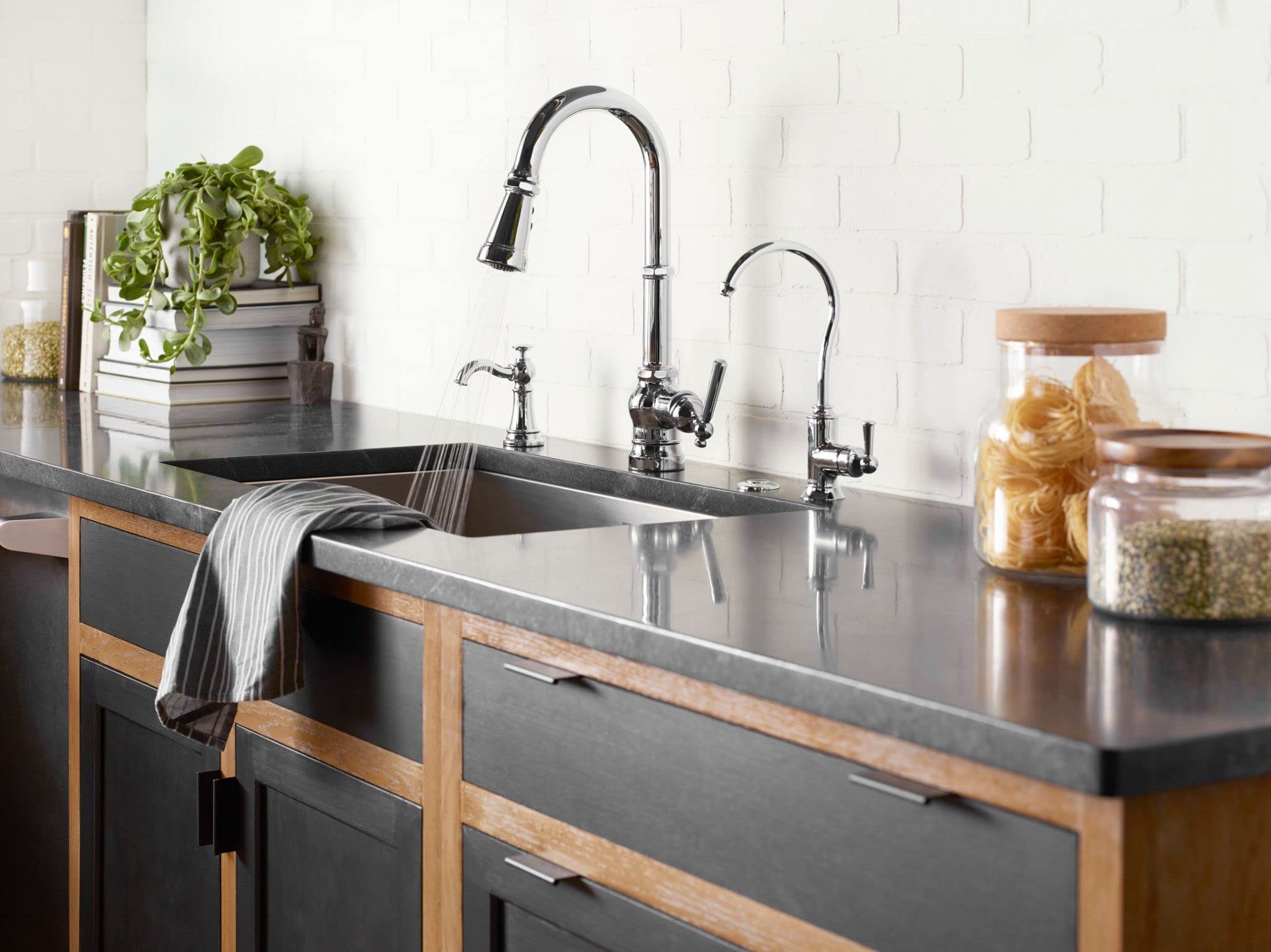 Moen S72003 Paterson One-Handle Pull-down Kitchen Faucet with Power Boost, Includes Interchangeable Handle, Chrome