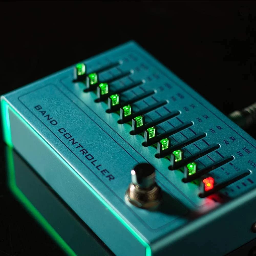 SHYPT Controller Equalizer 10 Band EQ Pedal for Guitar & Bass True Bypass 31.25Hz to 16kHz Equalizer Effect Pedal