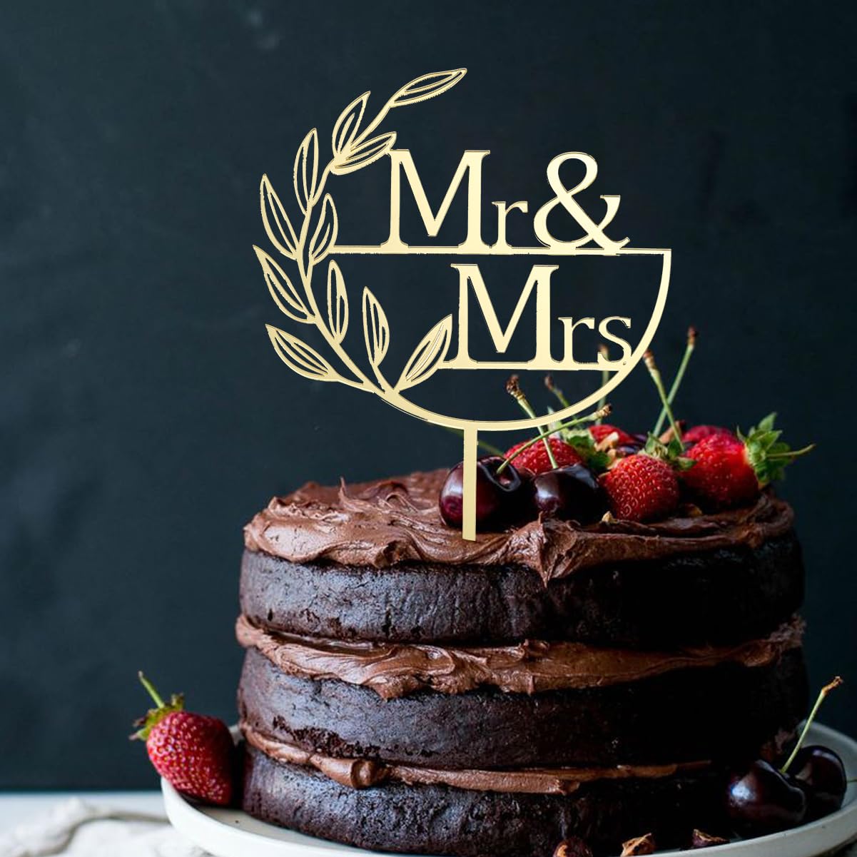 Mr and Mrs Cake Toppers,Cake Toppers for Wedding,Mirrored Gold Acrylic, Bride and Groom Cake Toppers,Wedding, Bridal Shower, Engagement, Anniversary Cake Decorations。