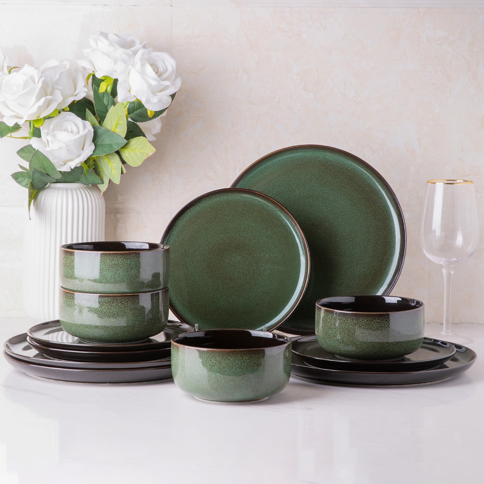 LeRatio Ceramic Dinnerware Sets of 4,Poreclain Plates and Bowls Sets,Handmade Reactive Glaze Dishes Set,Chip Resistant and Scratch Resistant | Oven&Dishwasher & Microwave Safe,Service for 4-Green