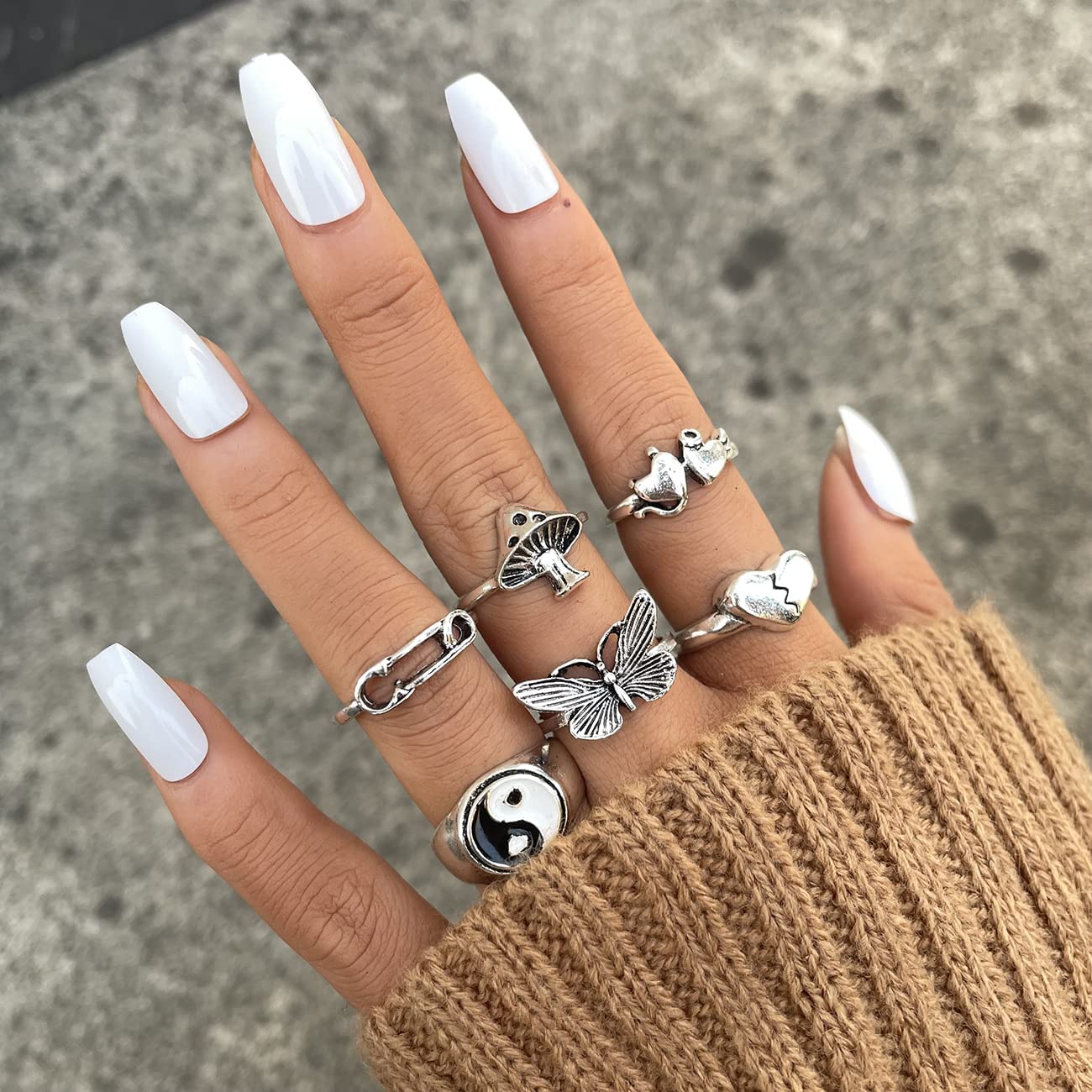 Silver Goth Punk Rings Set for Men Girls Women, Cool Gothic Ring Pack, Vintage Stackable Animal Rings Bulk, Boho Chunky Knuckle Emo Rings, Open Snake Butterfly Ace Eboy Y2K Accessories (31 pcs)