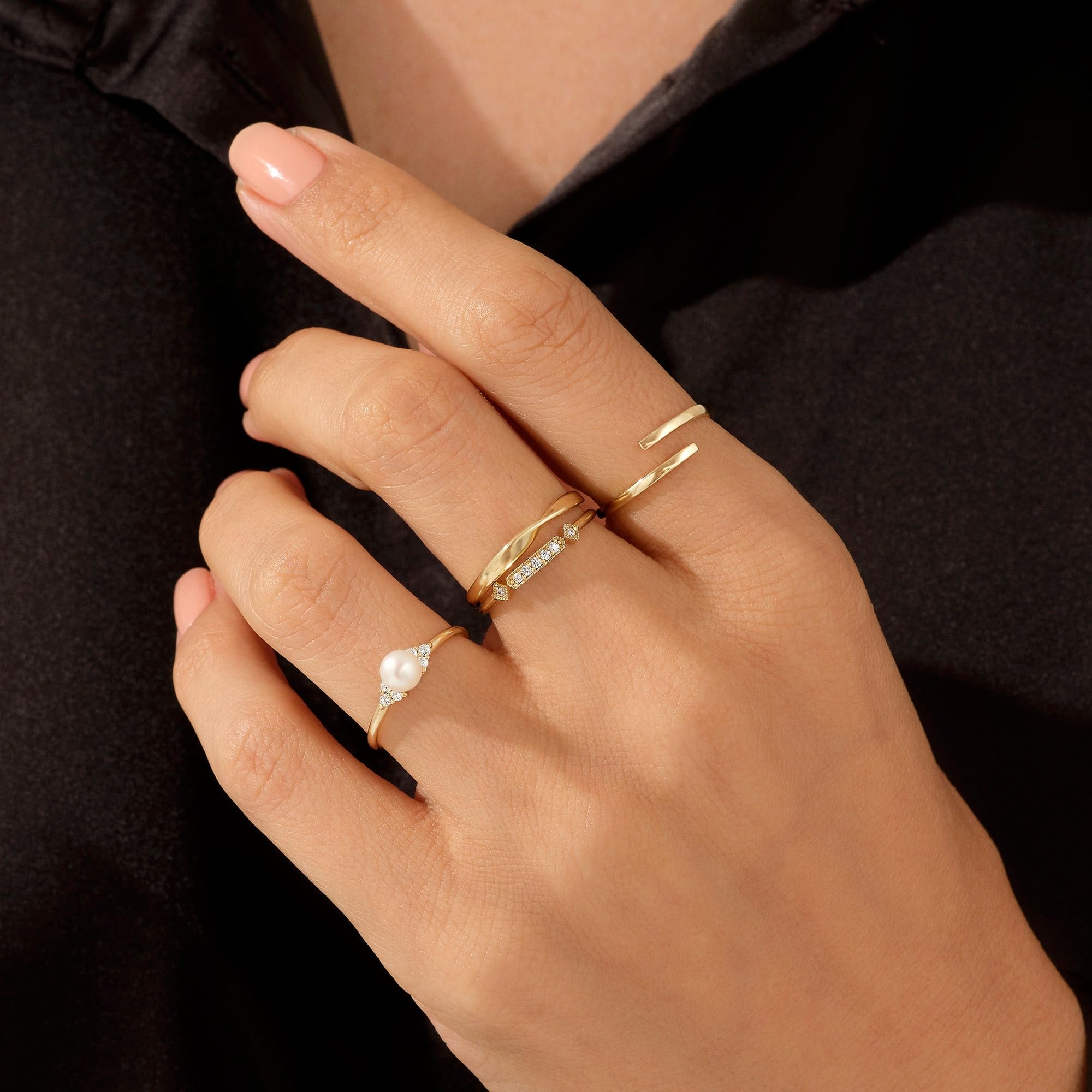 Norm Jewels Mobius Solid Gold Wedding Rings for Men Women 14k Real Gold Bands for Couples Dainty Gold Stackable Rings (Yellow Gold, 5)