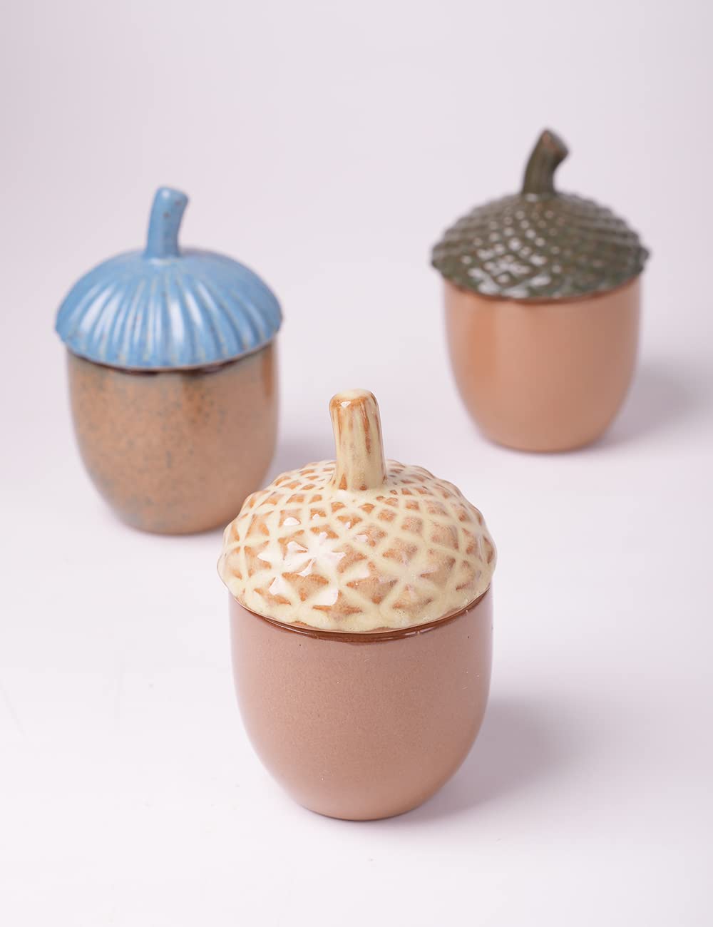 NENBOLEC 3pcs Cookie Jar Candy Dish Snack Tray Pinecone Gifts Sculpture Modern Decor Statue Table Centerpiece Crafts Ceramic Figurine Arts 4.7 inch
