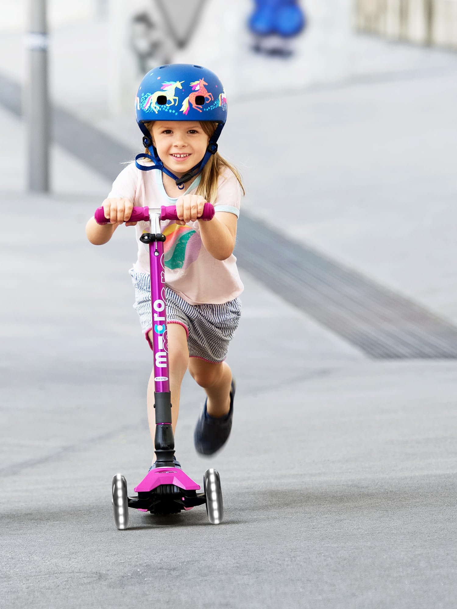 Micro Kickboard - Maxi Deluxe Foldable LED - Three Wheeled, Lean-to-Steer, Fold-to-Carry Swiss-Designed Micro Scooter for Kids with Motion-Activated Light-Up Wheels for Ages 5-12 (Navy Blue)