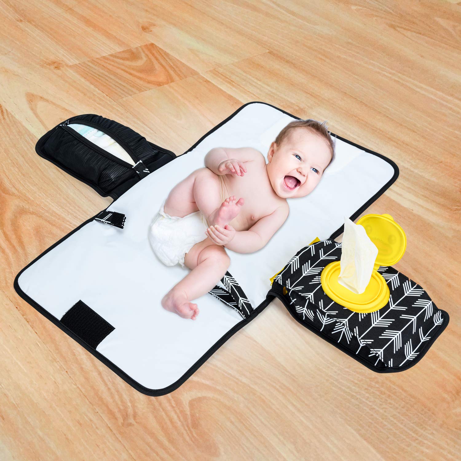 Momojing Portable Diaper Changing Pad, Waterproof Portable Changing Mat Travel Changing Station Build-in Memory Head Cushion Pillow-Black