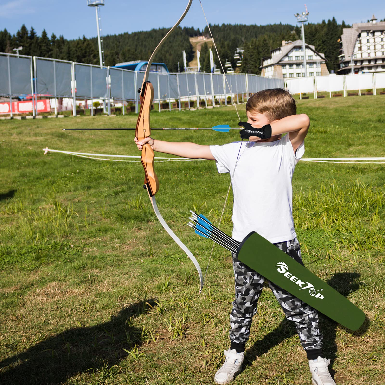Seektop Archery Back Arrow Quiver Holder, Adjustable Foldable Archery Quivers for Arrows Bow Hunting and Target Practicing for Youth Adults (New-Green)