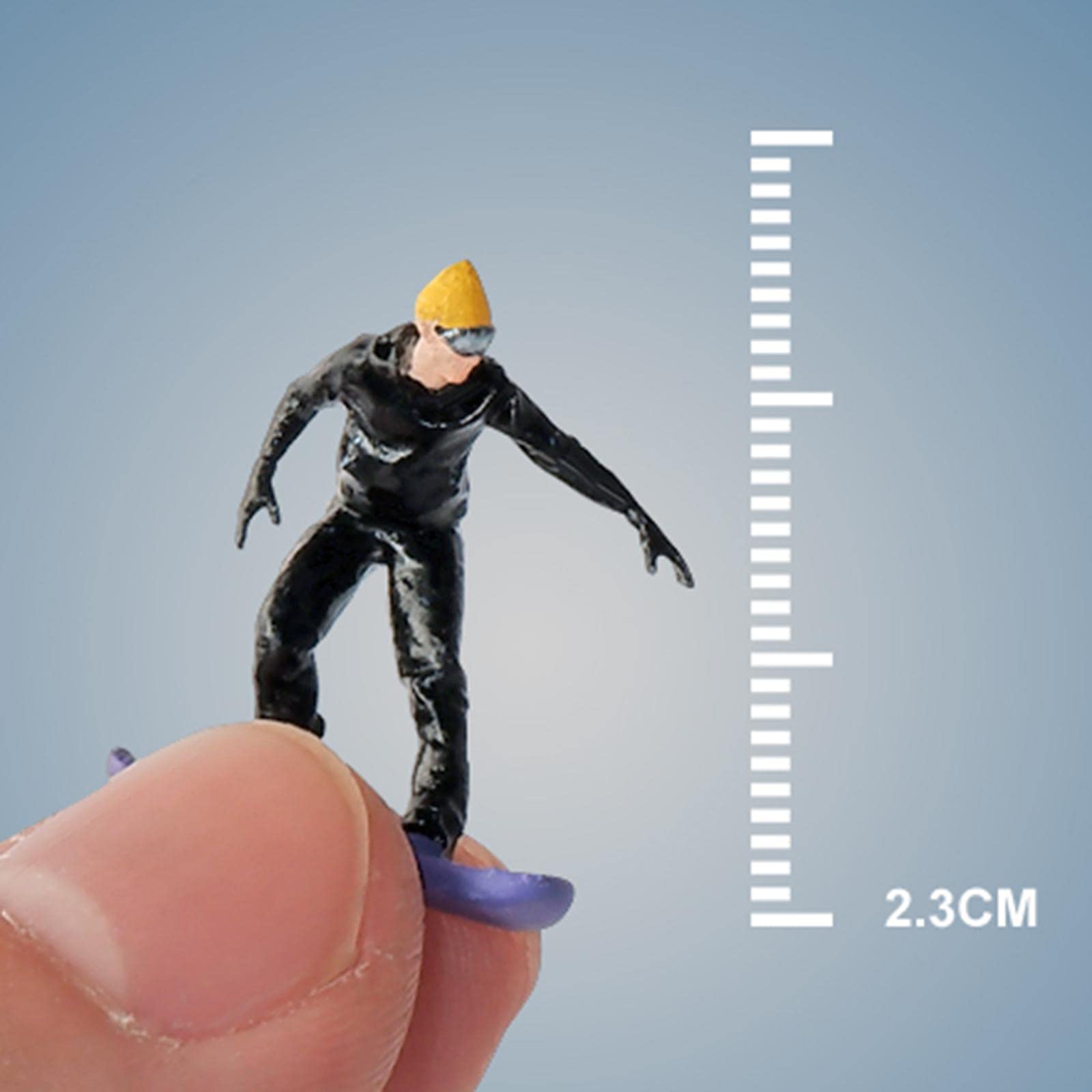 Vaveren 1/64 Scale Skiing Model People Figures Realistic Figures Tiny People Skier Figures Ornament for DIY Scene Diorama DIY Projects Layout Decor, Black