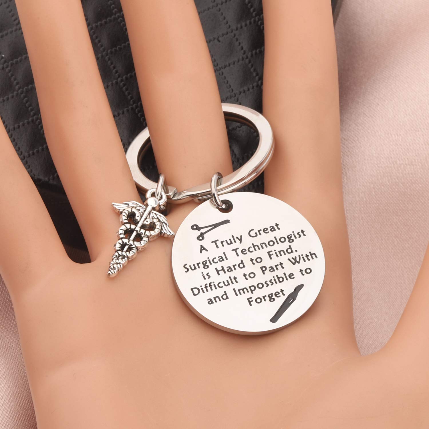 LQRI Surgical Technologist Gift Surgical Tech Keychain Gift A True Great Surgical Technologist is Hard to Find Keychain Medical Jewelry Surgical Nurse Doctor Gift(sliver)