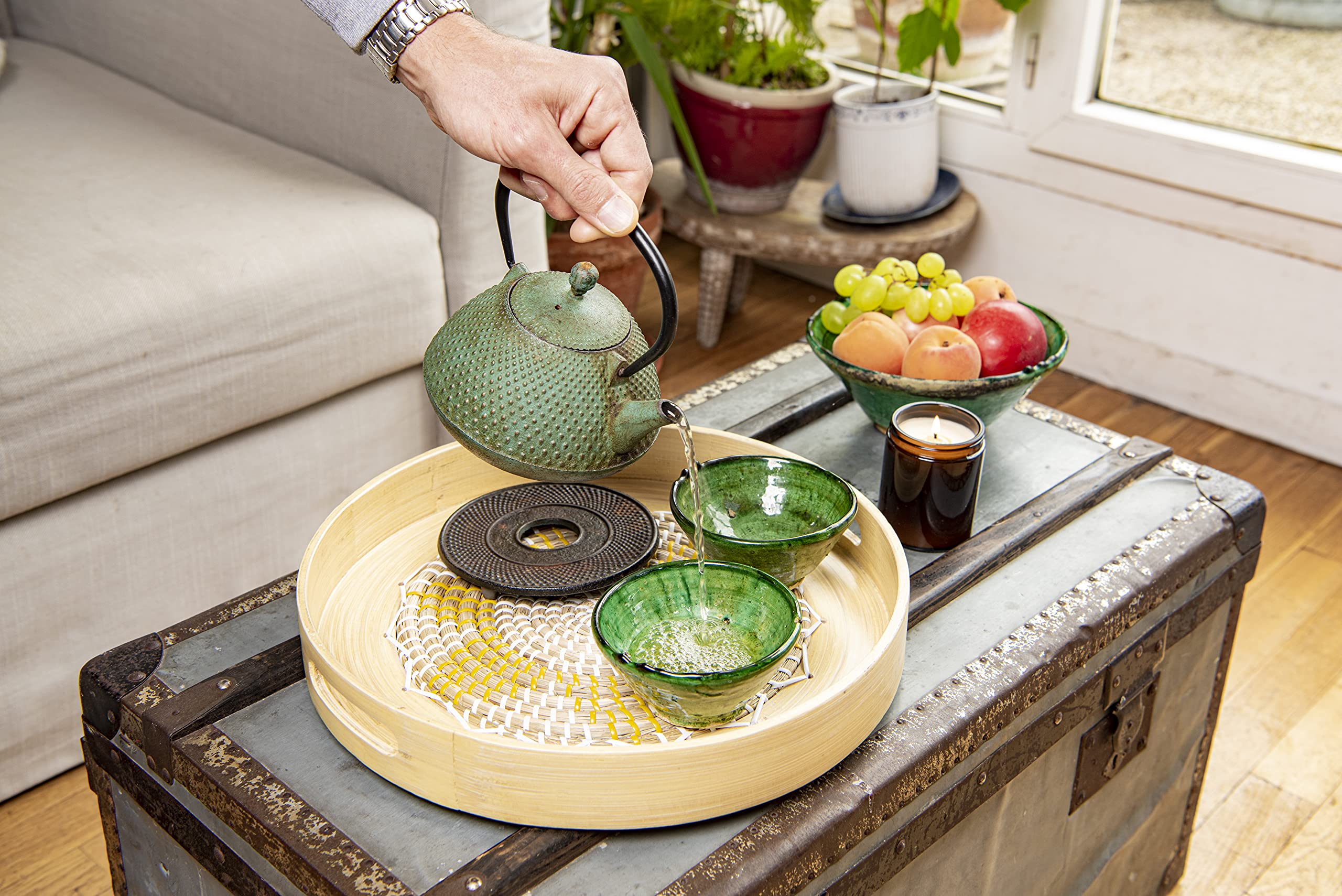 Round seagrass woven tray with handles, bamboo and seagrass tray, handmade decorative tray for table counter piece, coffee table and breakfast tray, wicker fruit basket, , hanging wall basket(14 inch)