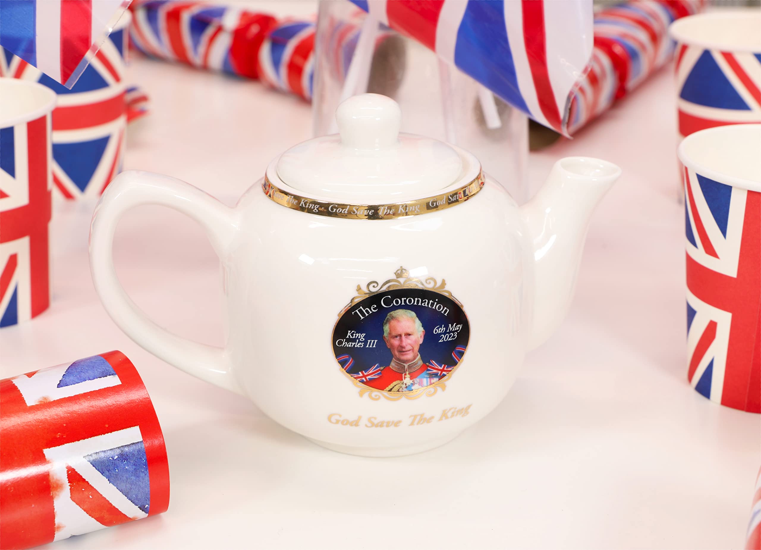 Toyland® King Charles III Coronation Commemorative Tea Pot - His Majesty The King Keepsakes - British Souvenirs