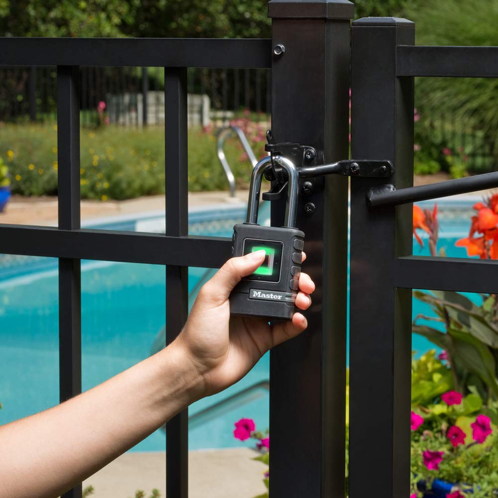 Master Lock 4901DLH Fingerprint Lock Heavy Duty Outdoor Biometric Padlock, Black