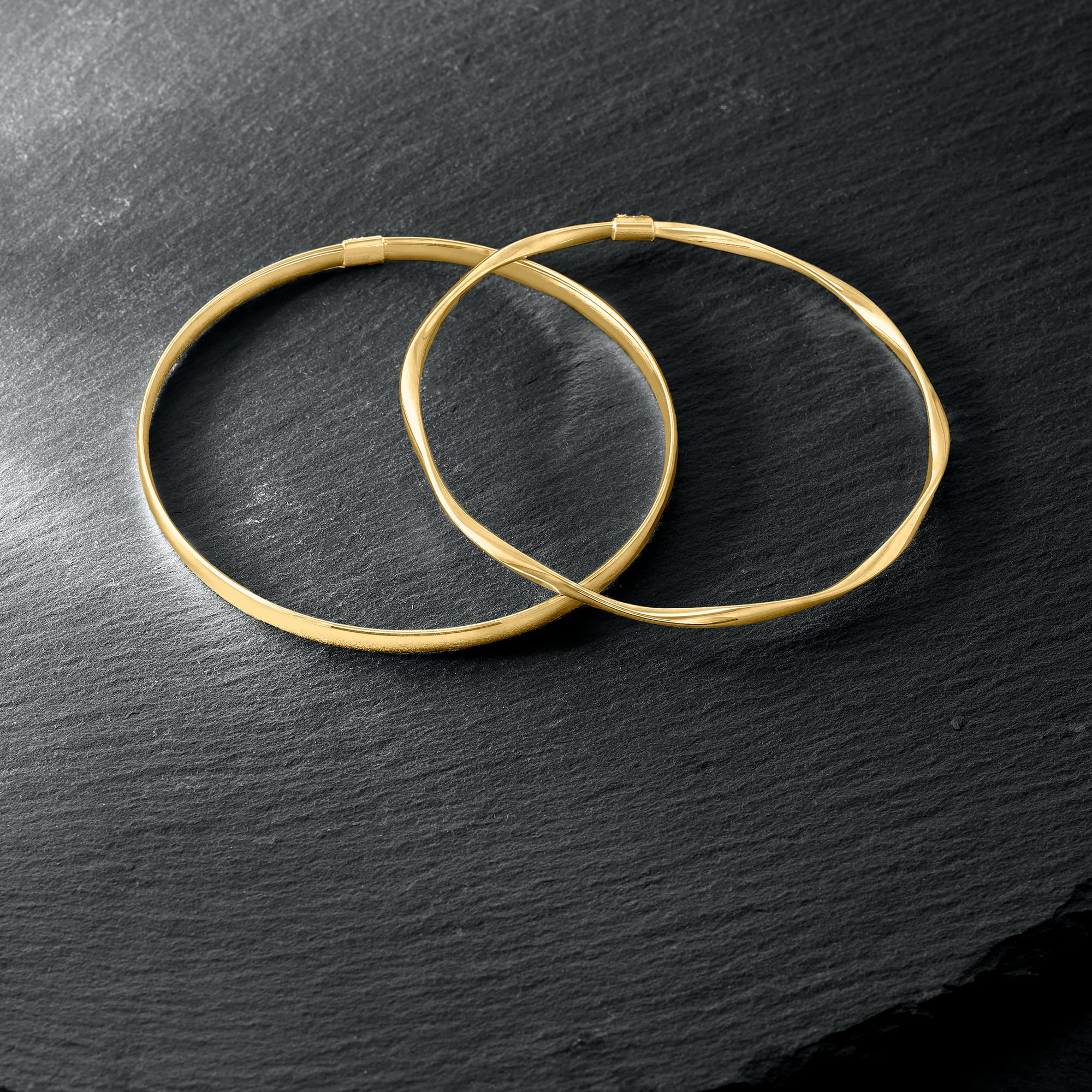Ross-Simons Italian 14kt Yellow Gold Bangle Bracelet. 7.5 inches