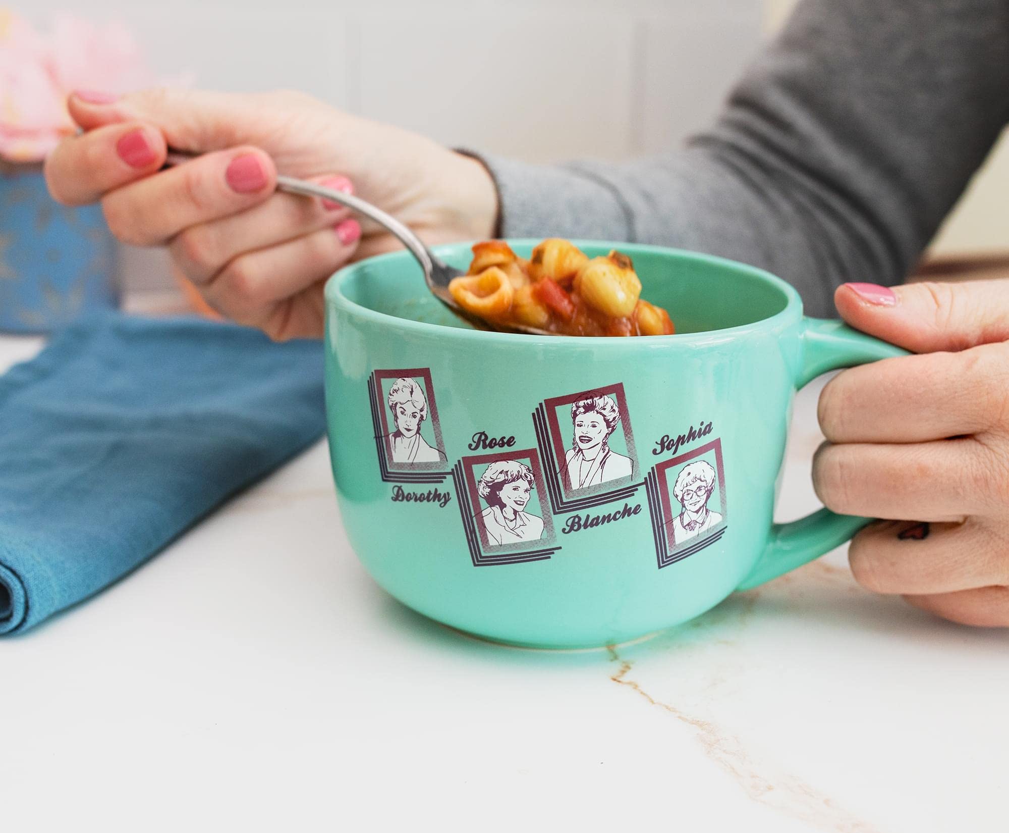 Silver Buffalo The Golden Girls Ceramic Soup Mug with Vented Lid | Holds 24 Ounces
