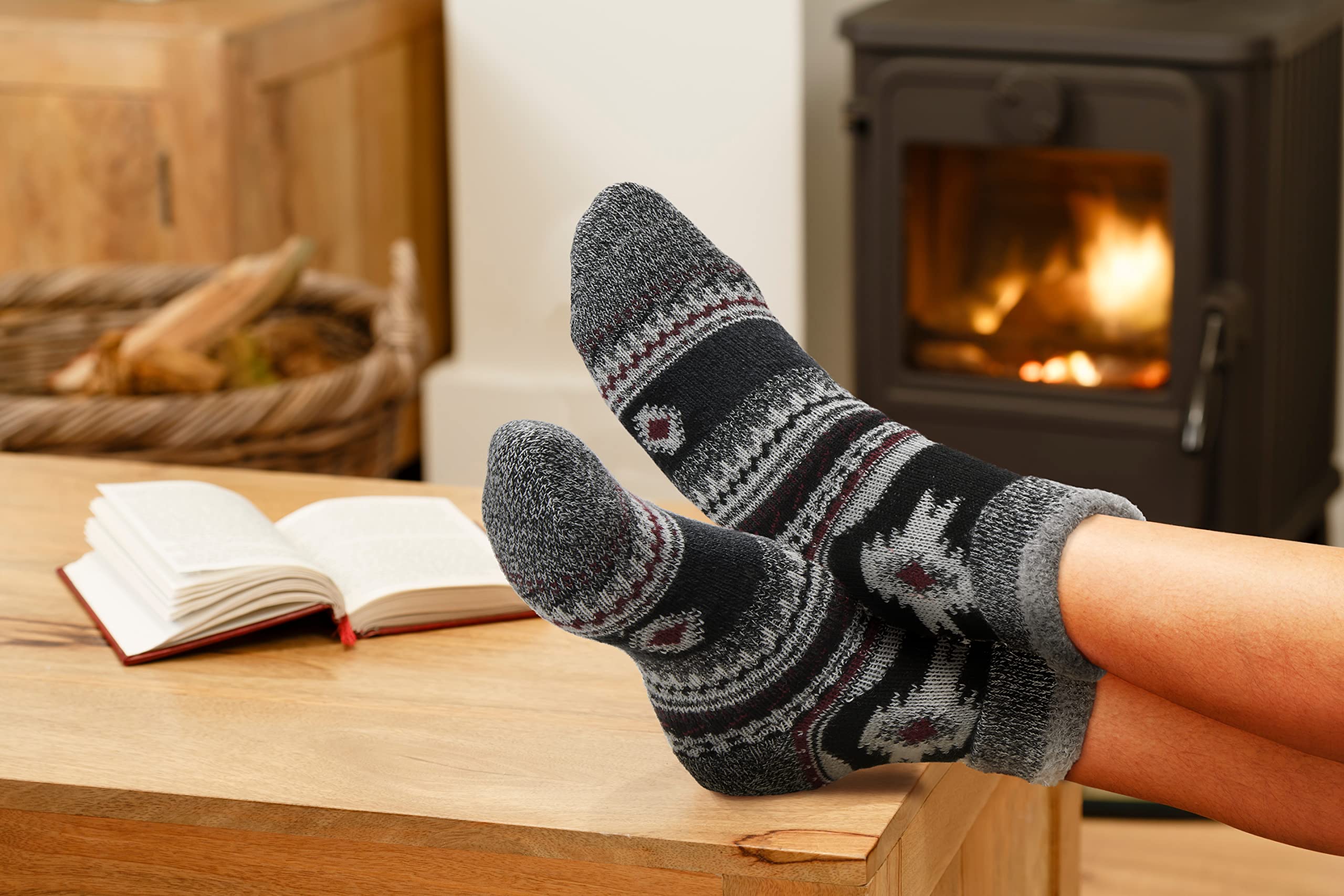 Sof Sole Fireside Double-Layer Cozy Ultra-Warm Soft Giftable Multi-Pack Crew Socks, Grey/Blue/White/Black, Large