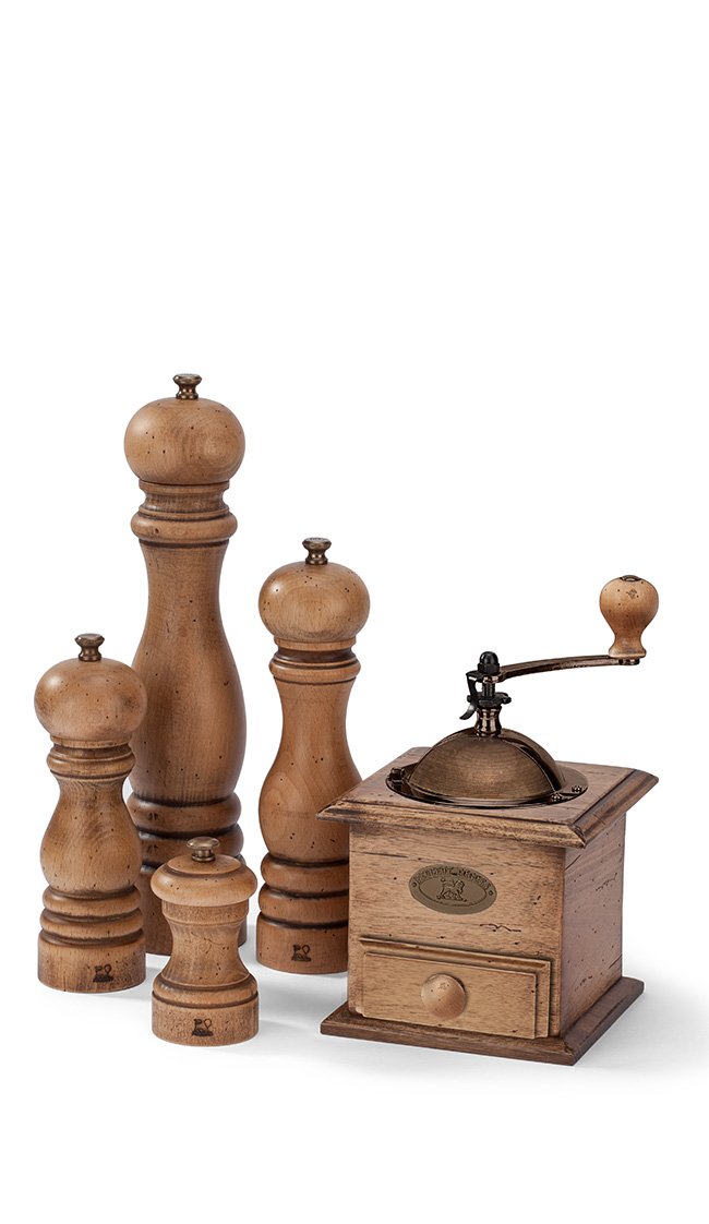 Peugeot 30940 Bistro Antique Distressed Beechwood Salt Mill, 4 inch, 3,94in, Natural
