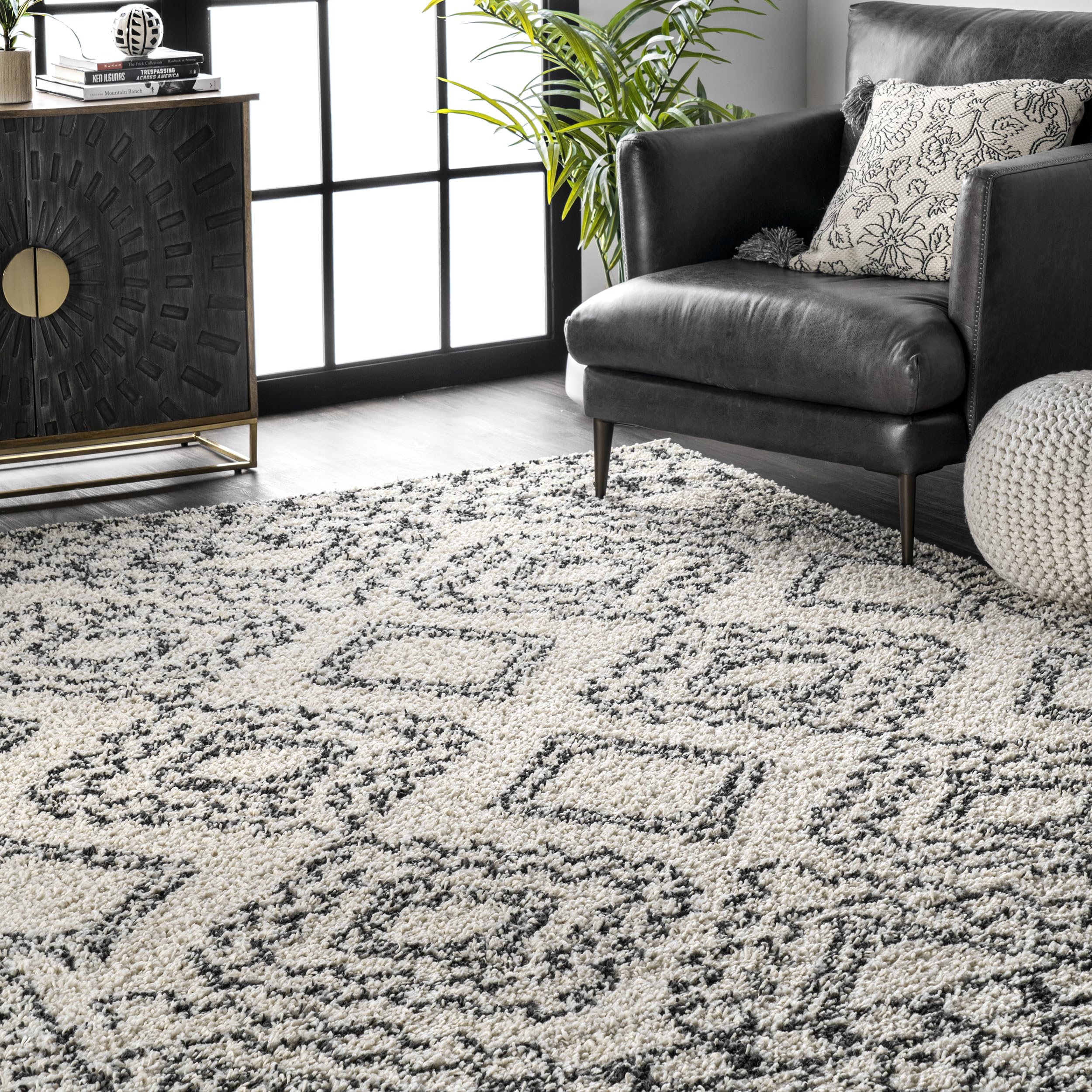 nuLOOM Lacey Moroccan Geometric Shag Runner Rug, 2' 8" x 6', Off White
