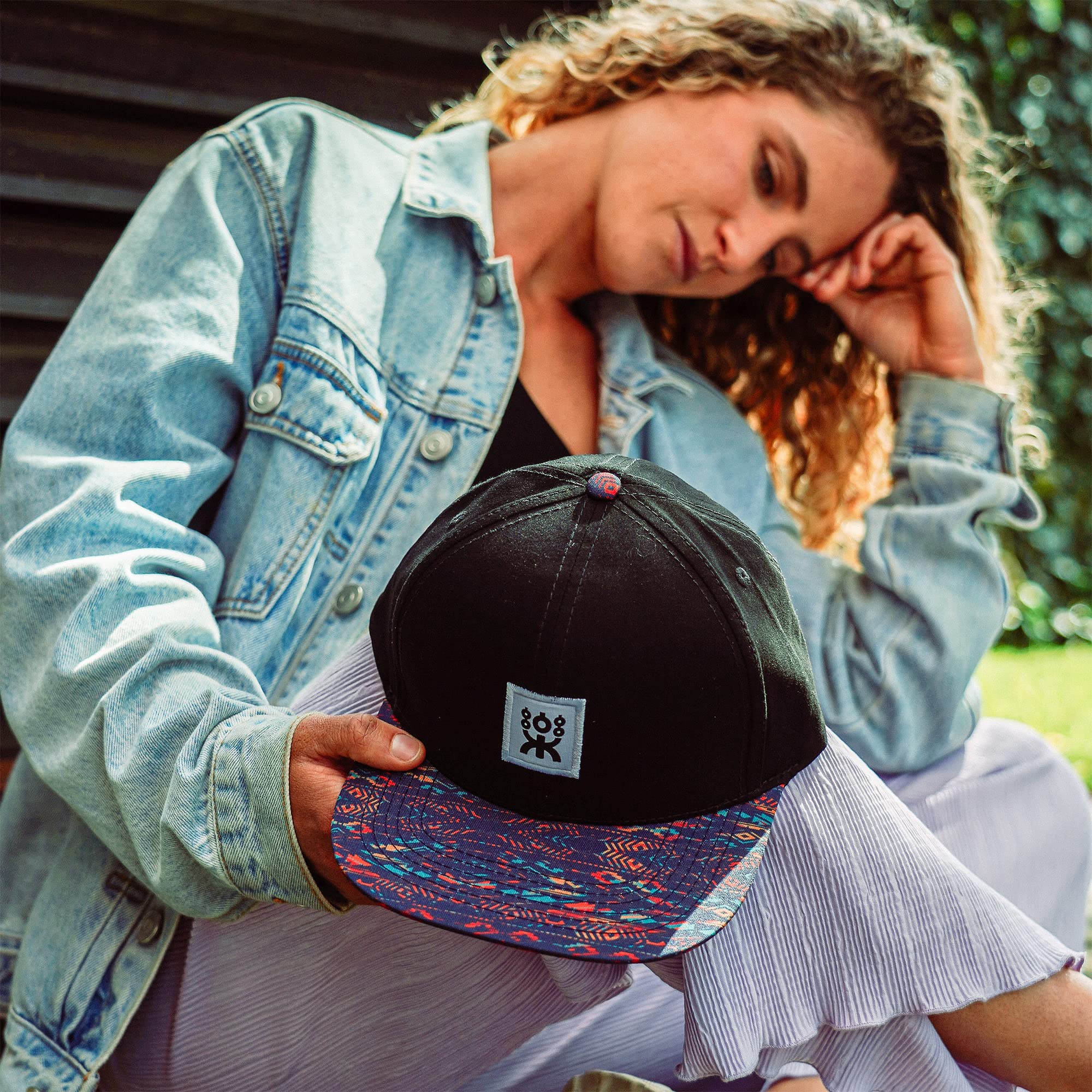 SHAMUNA Snapback Cap - Cool Snapback Vintage-Style Flat Brim Hat, One Size Fits Most Men, Black/Tribal Pattern