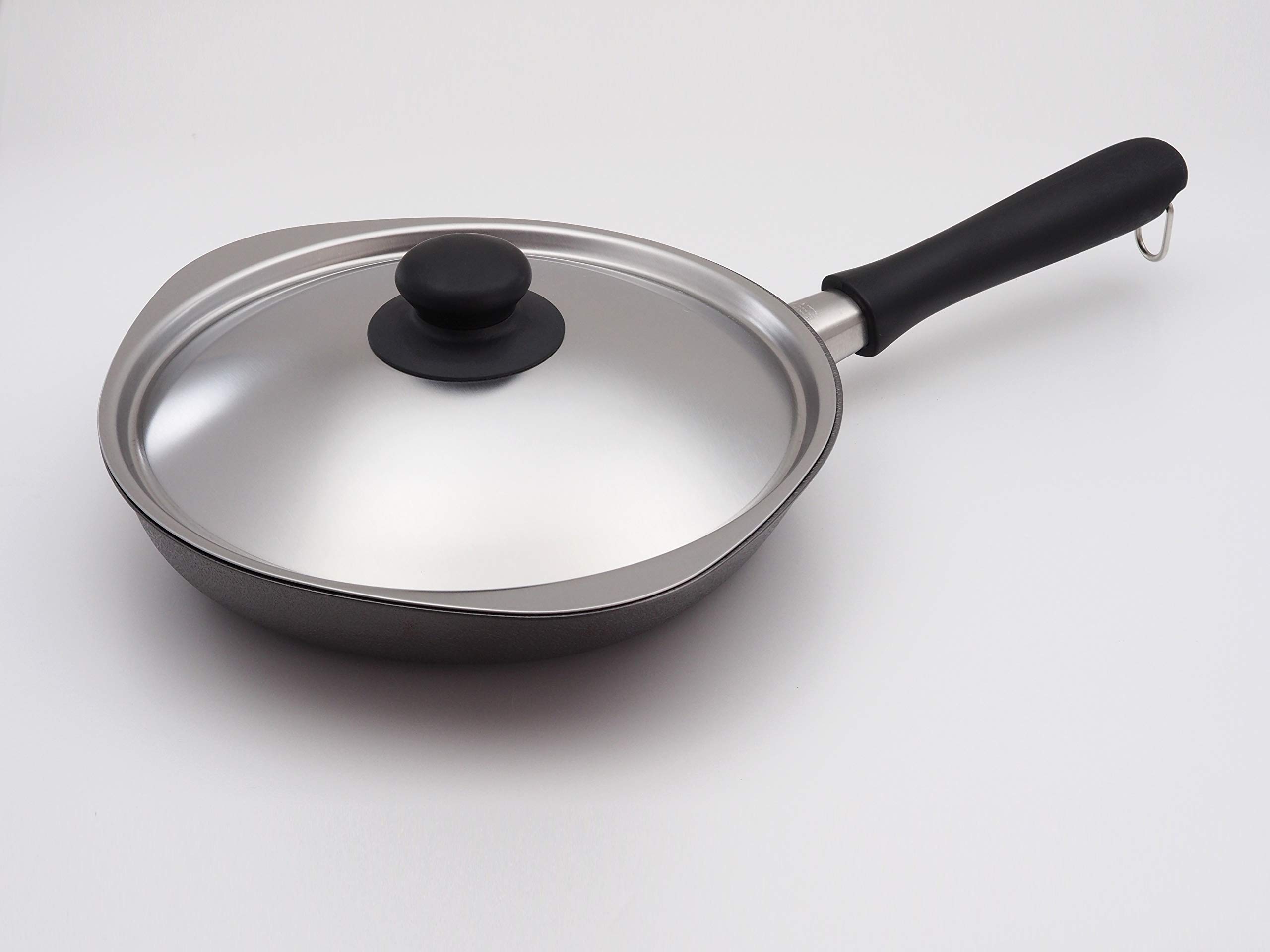Sori Yanagi Iron Frying Pan, Made in Japan, 9.8 inches (25 cm), Double Fiber Line Nitride Treatment, Includes Lid, Induction Compatible