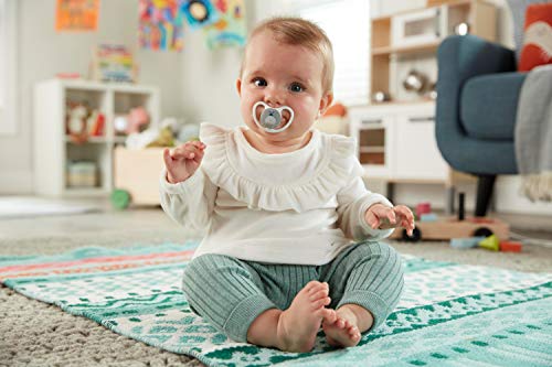 NUK Space Orthodontic Pacifier, 0-6 Months 2 Count(Pack of 1)