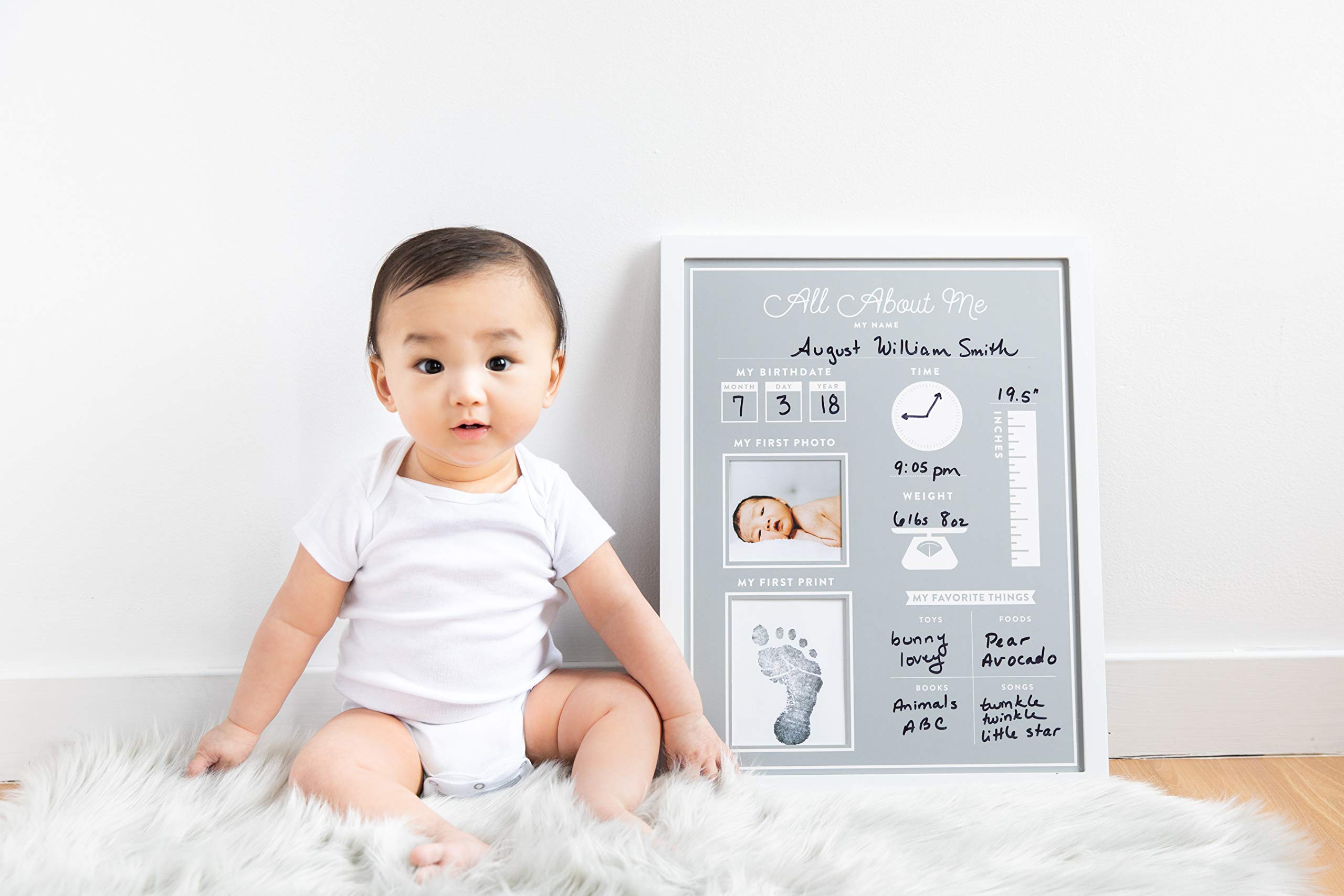 Pearhead All About Me Baby’s 1st Year Frame and Clean-Touch Ink Pad, Baby Highlight Board, Creative Baby Keepsakes, Gray