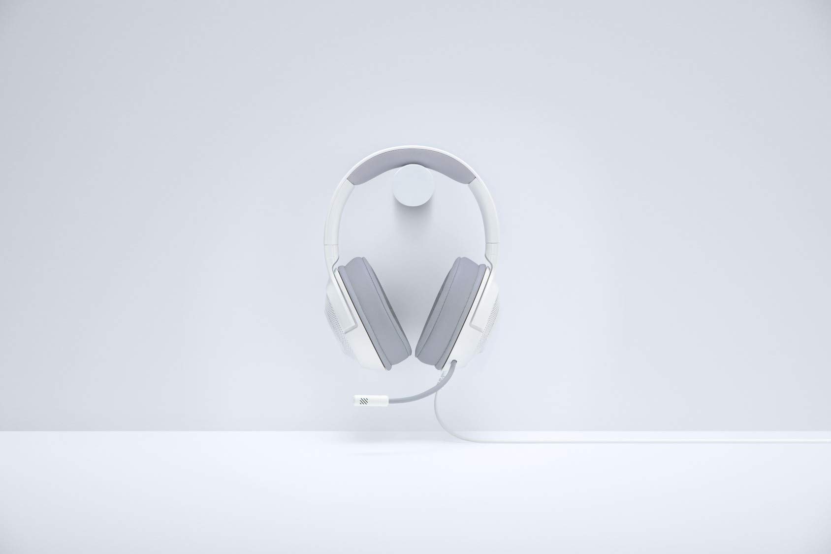 Razer Kraken X Ultralight Gaming Headset: 7.1 Surround Sound Capable - Lightweight Frame - Integrated Audio Controls - Bendable Cardioid Microphone - for PC, PS4, Nintendo Switch - Mercury White