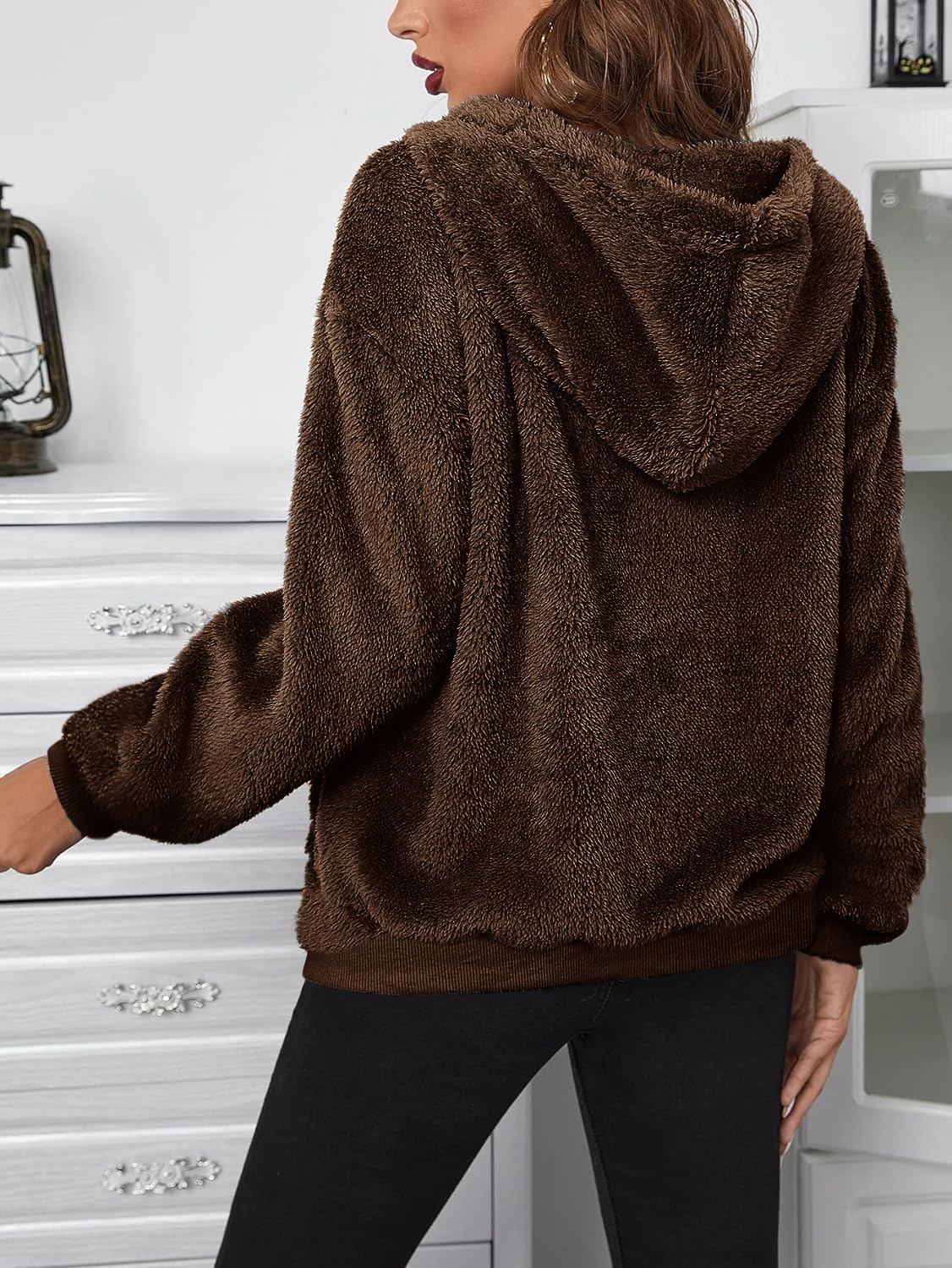 NIeyook Womens Fuzzy Sherpa Lined Hoodie Warm Fleece Hooded Oversized Sweatshirt with Pockets Zip up Fluffy Pullover Hoodies Brown
