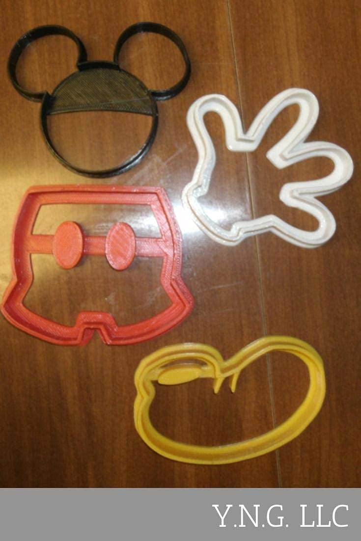 THEME MAGICAL MOUSE CARTOON CHARACTER SET OF 4 COOKIE CUTTERS MADE IN USA PR506