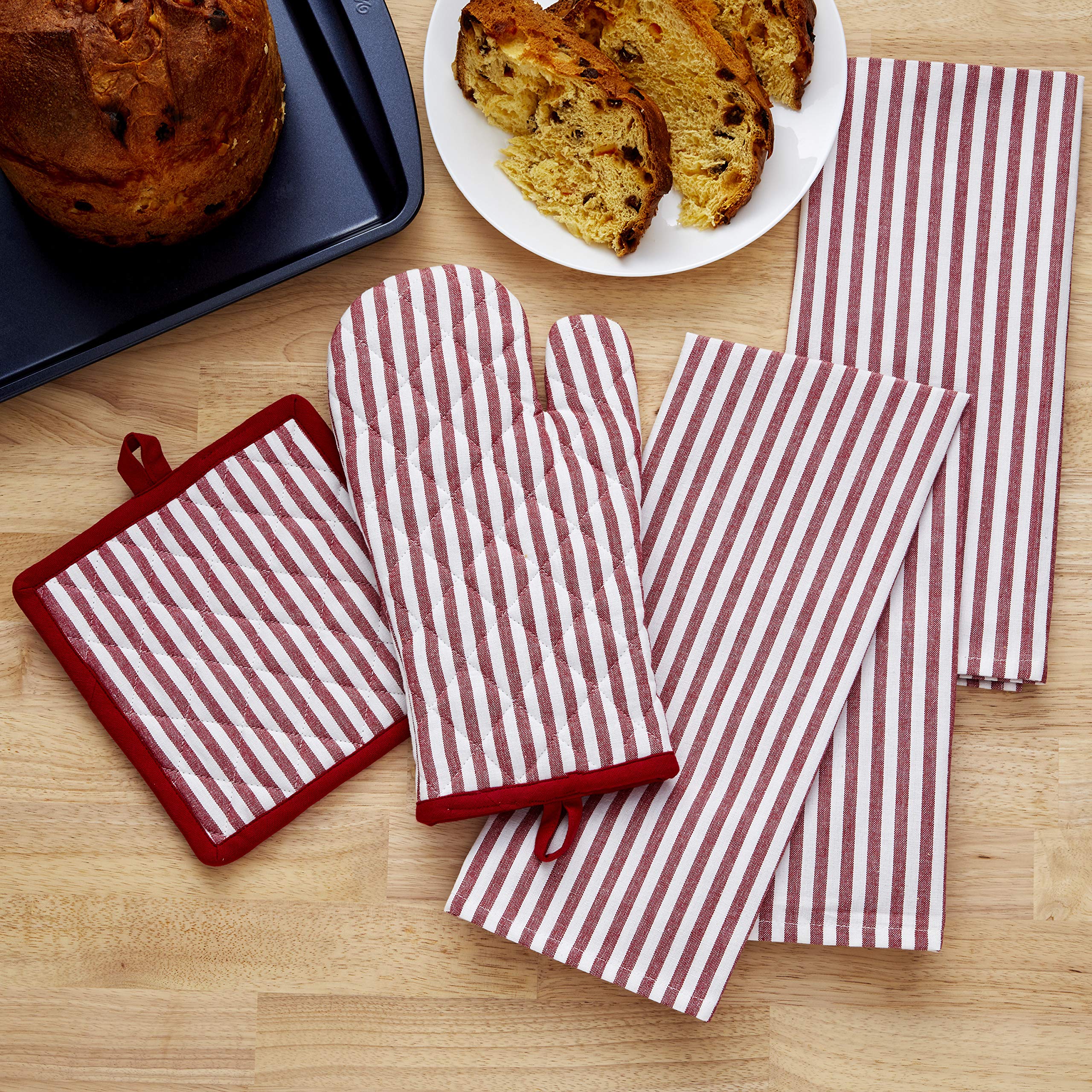 SKL Home By Saturday Knight Ltd. Winter Greetings Oven Mitt & Pot Holder Set, Natural