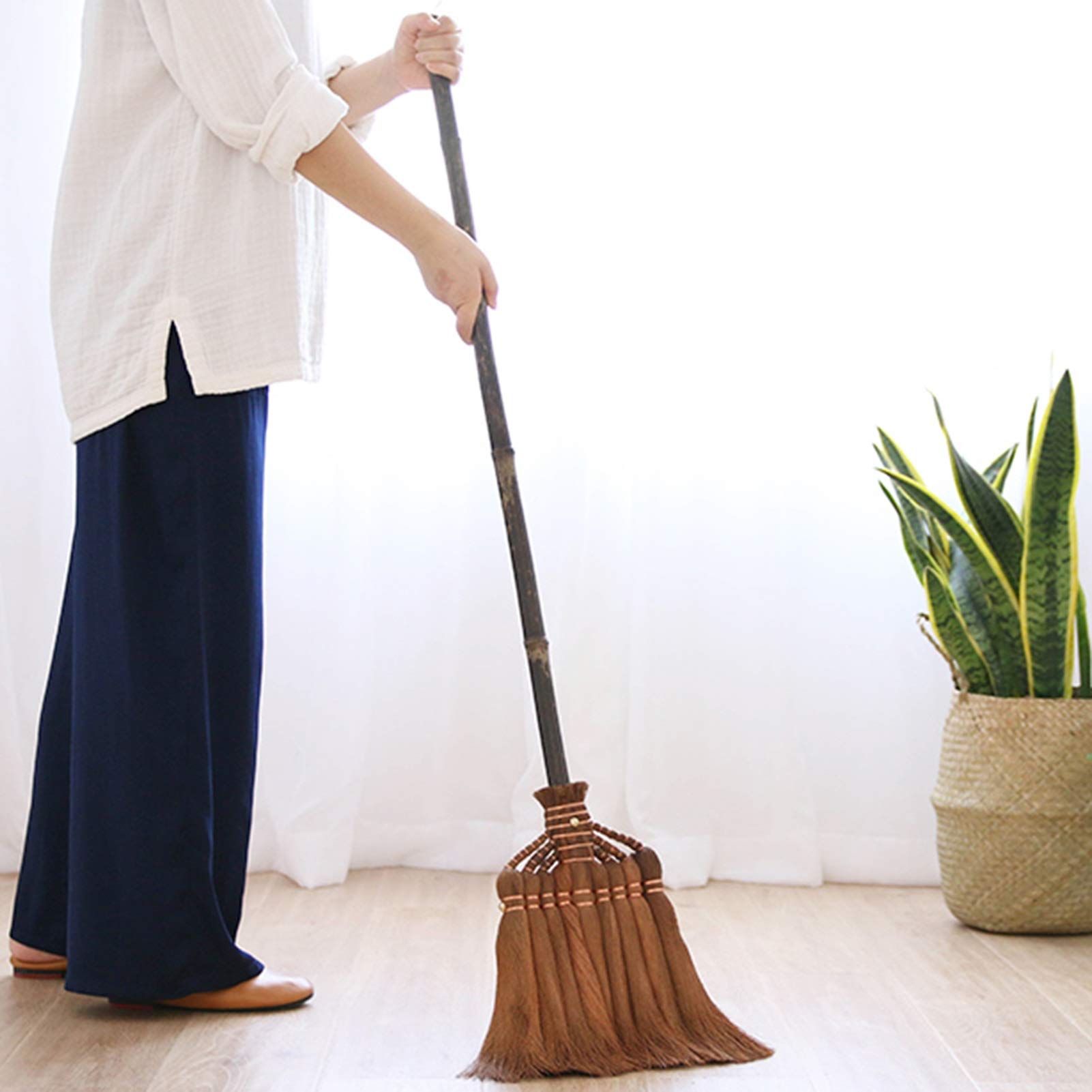 YJFENG Traditional Broom, Wall-mounted Gardening Tools, Palm Bristles Soft with Bamboo Handle, Hand Made for Cleaning, 5 Sizes (Color : E-122x27cm)