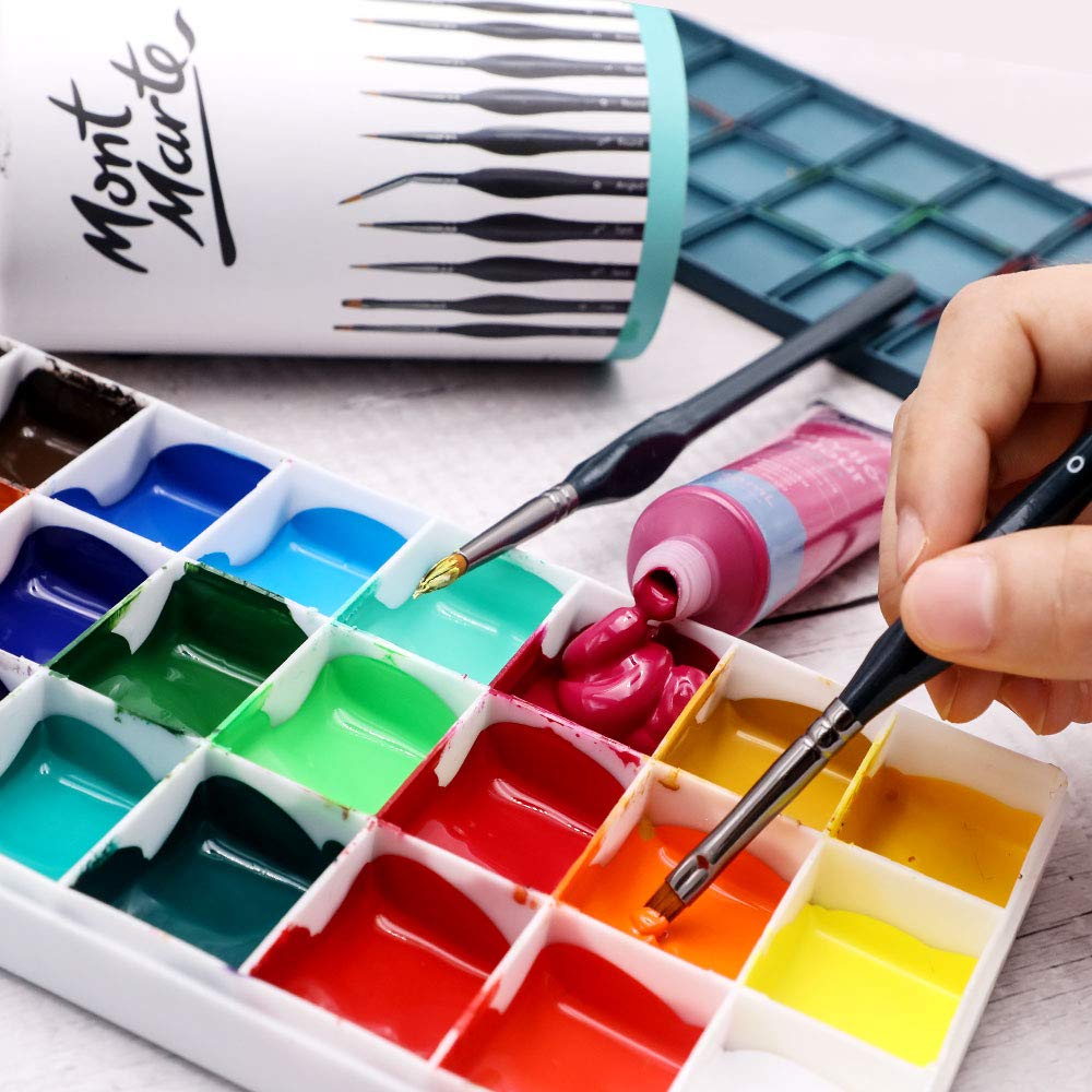 Mont Marte Signature Detail Brush Collection, 15 Piece, Taklon Bristles, Suitable for Acrylic, Oil, Watercolor and Gouache Paints, Includes Storage Bag