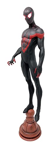 Sure Thing Toys Diamond Select Gallery Marvel Miles Morales Ultimate Spider-Man PVC Figure