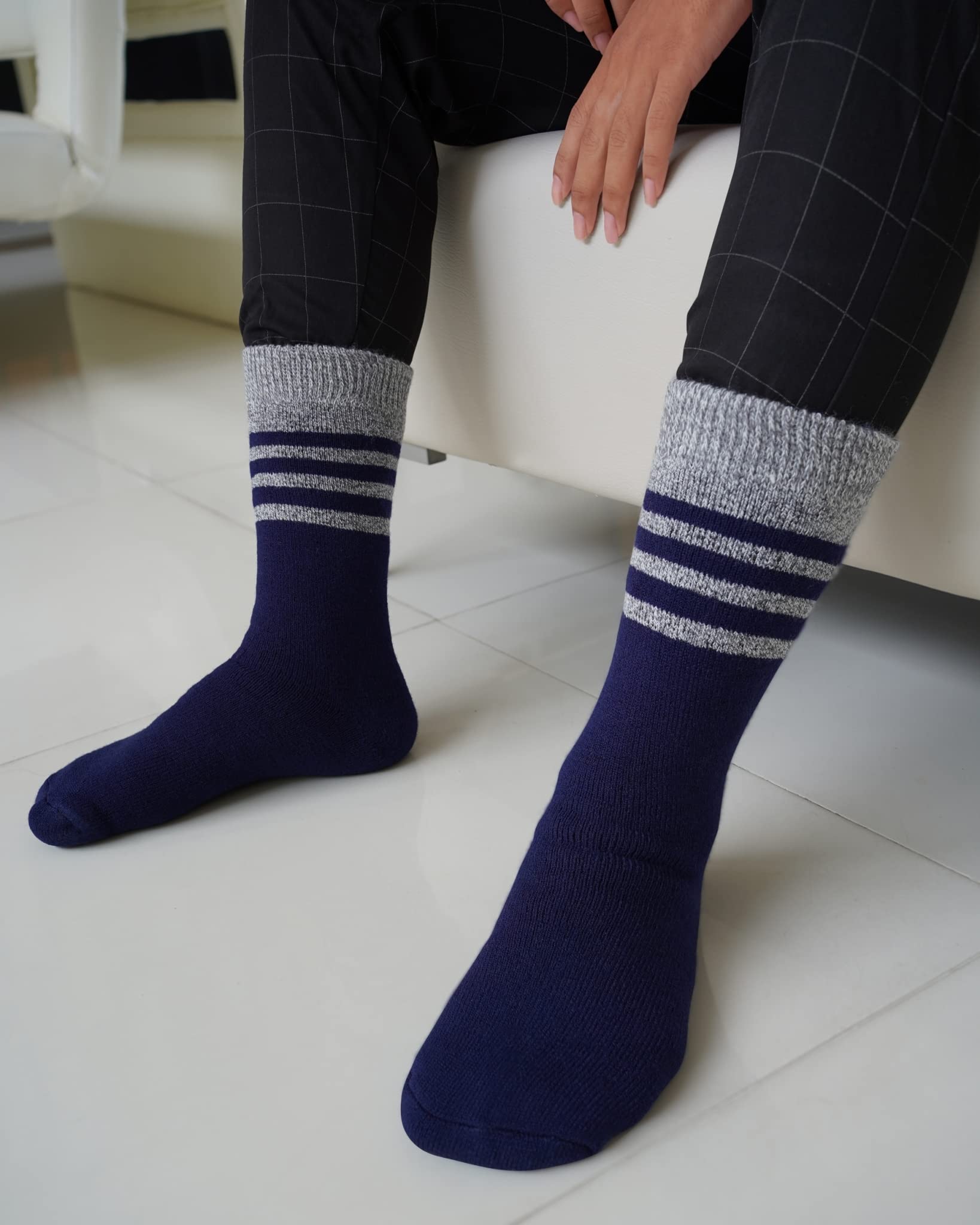 RATIVE Cold Weather Thick Heat Trapping Insulated Thermal Boots Socks Pack Warm Winter Long Crew for Men Women (12-14,2 pairs/black+grey+navy)