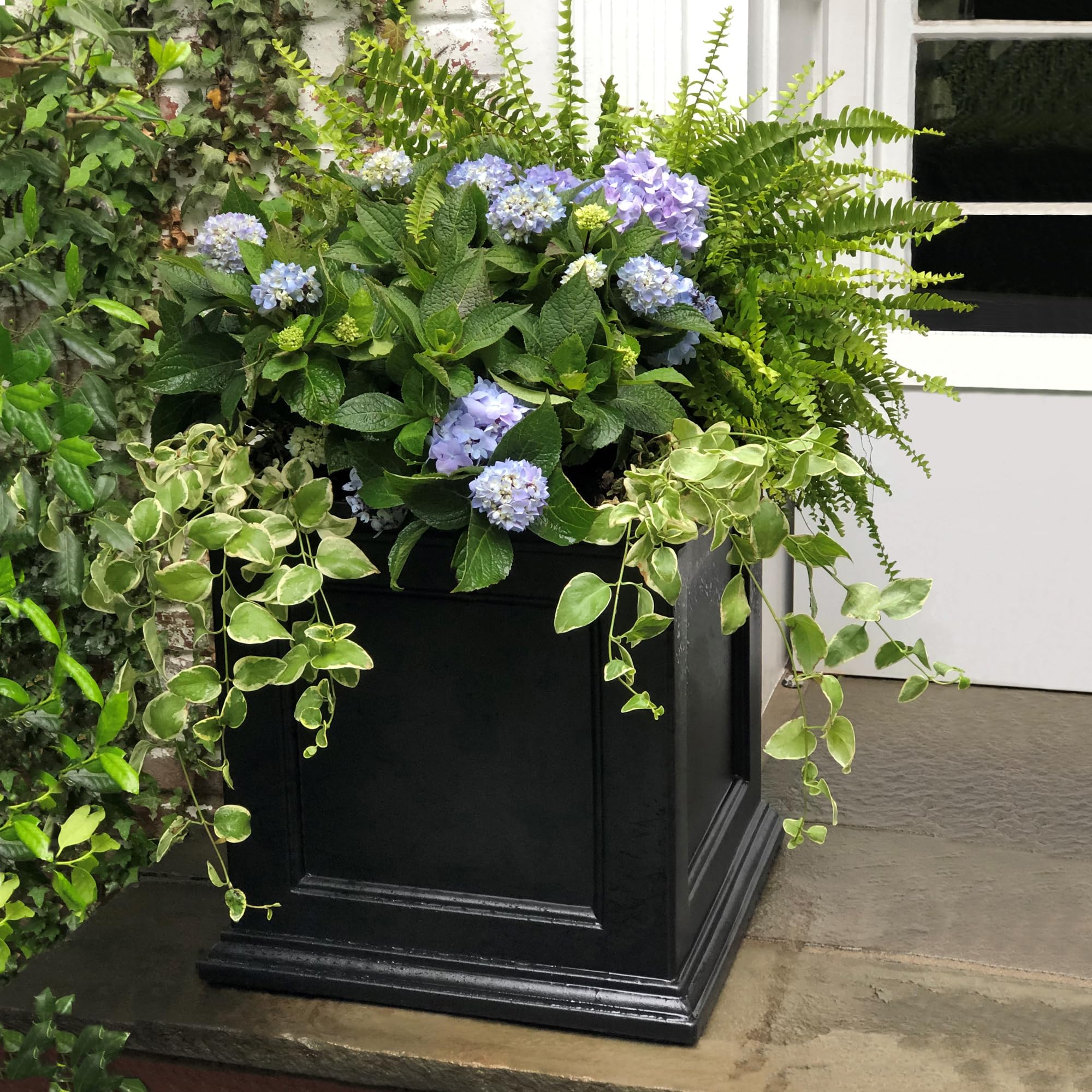 Mayne 5825B Fairfield Planter, 20-Inch, Black