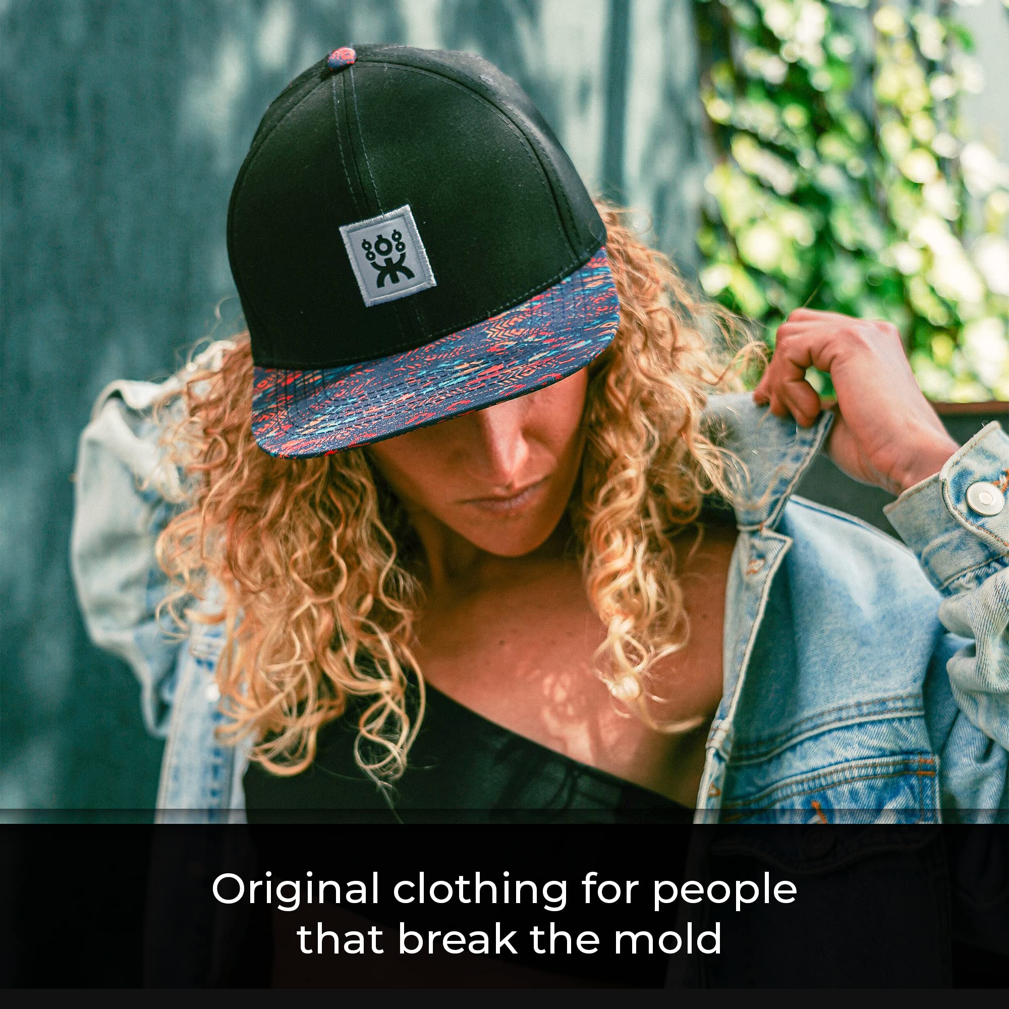 SHAMUNA Snapback Cap - Cool Snapback Vintage-Style Flat Brim Hat, One Size Fits Most Men, Black/Tribal Pattern